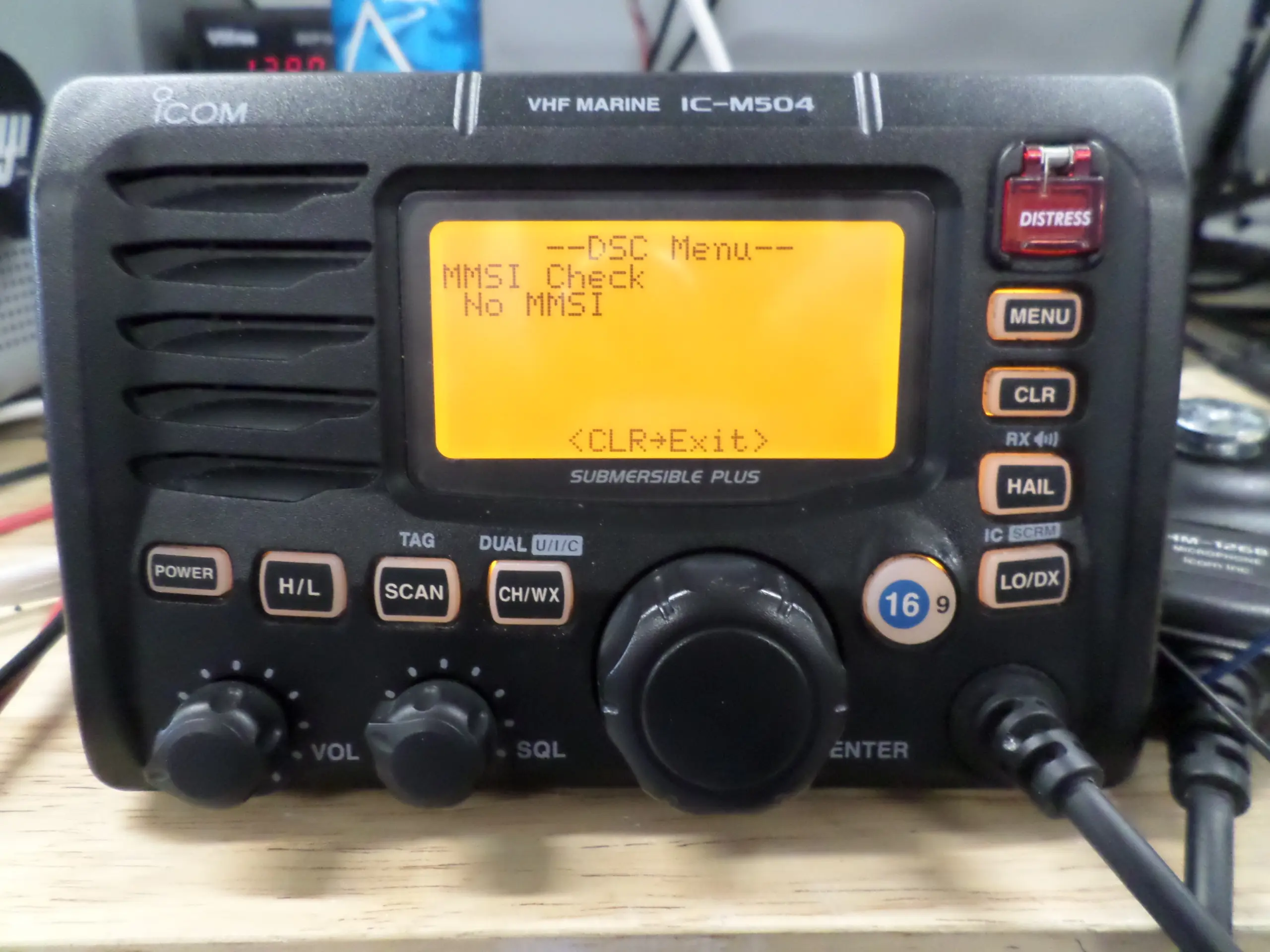 ICOM IC-M504 Marine DSC VHF Radio with Attached Mic - Good Condition ...