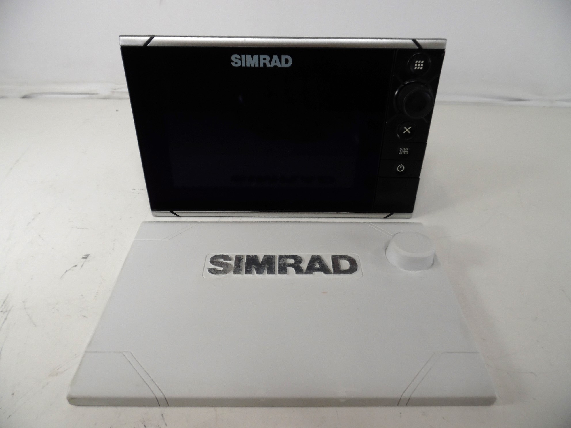 Simrad NSS7m Evo2 Chartplotter Multifunction Display -Insight- Tested ...