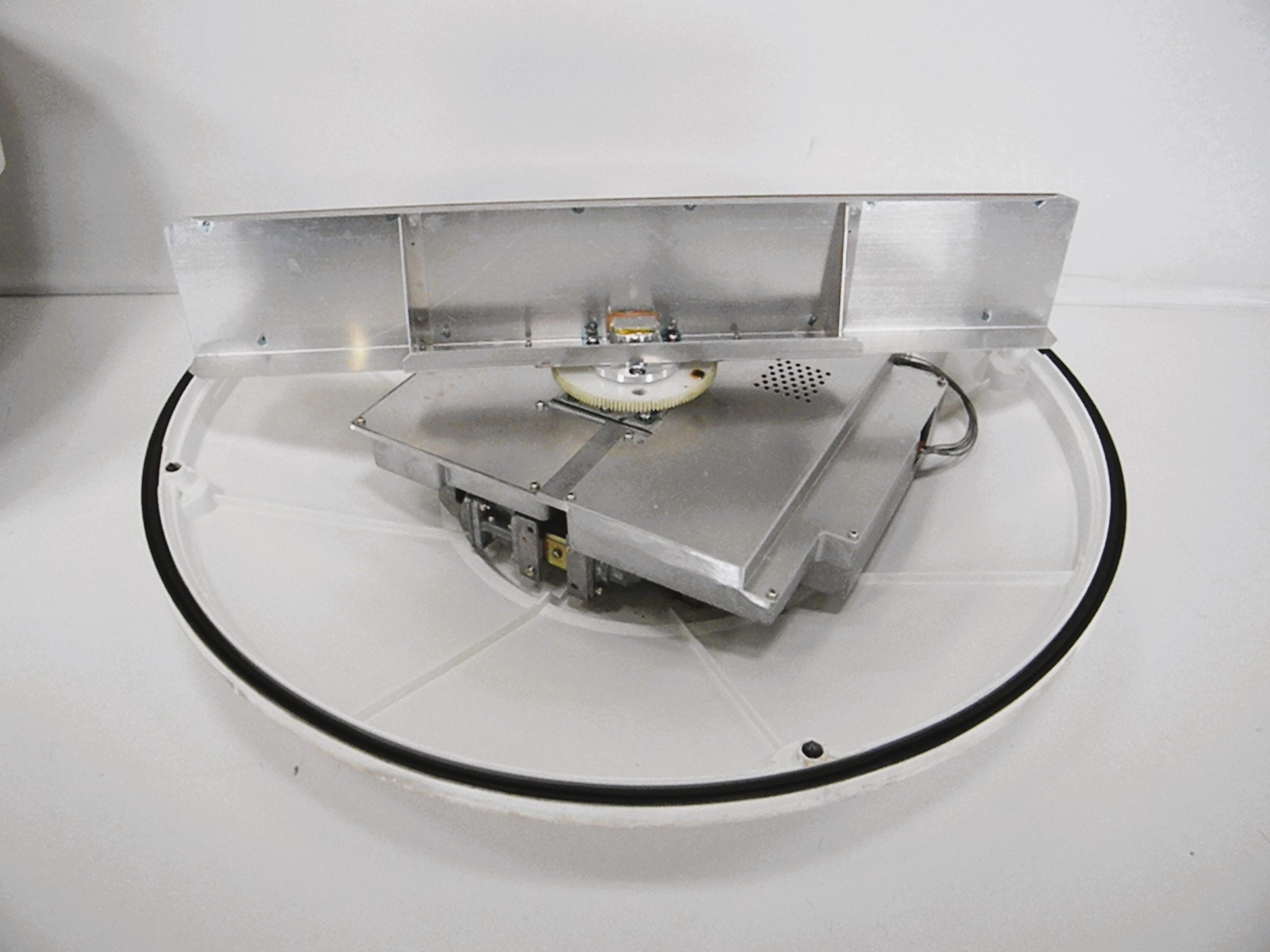 Raytheon R20XX Raster Scan Radar System w/ M92539 24" Radome & Cables ...