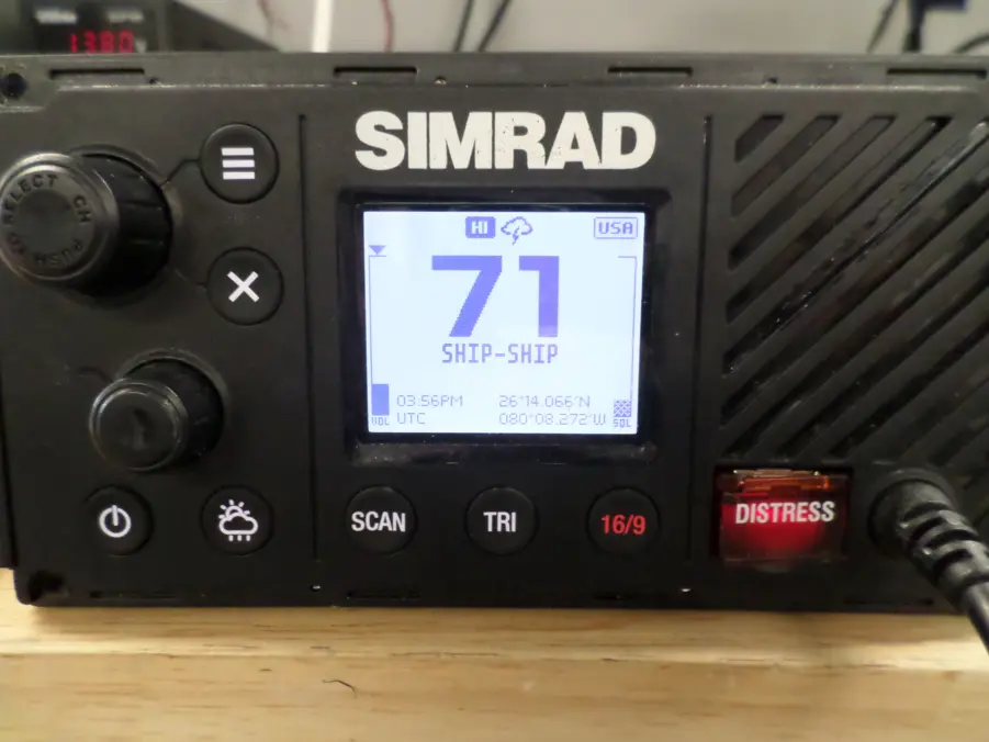Simrad RS20 Marine DSC VHF Radio - Tested - Max Marine Electronics