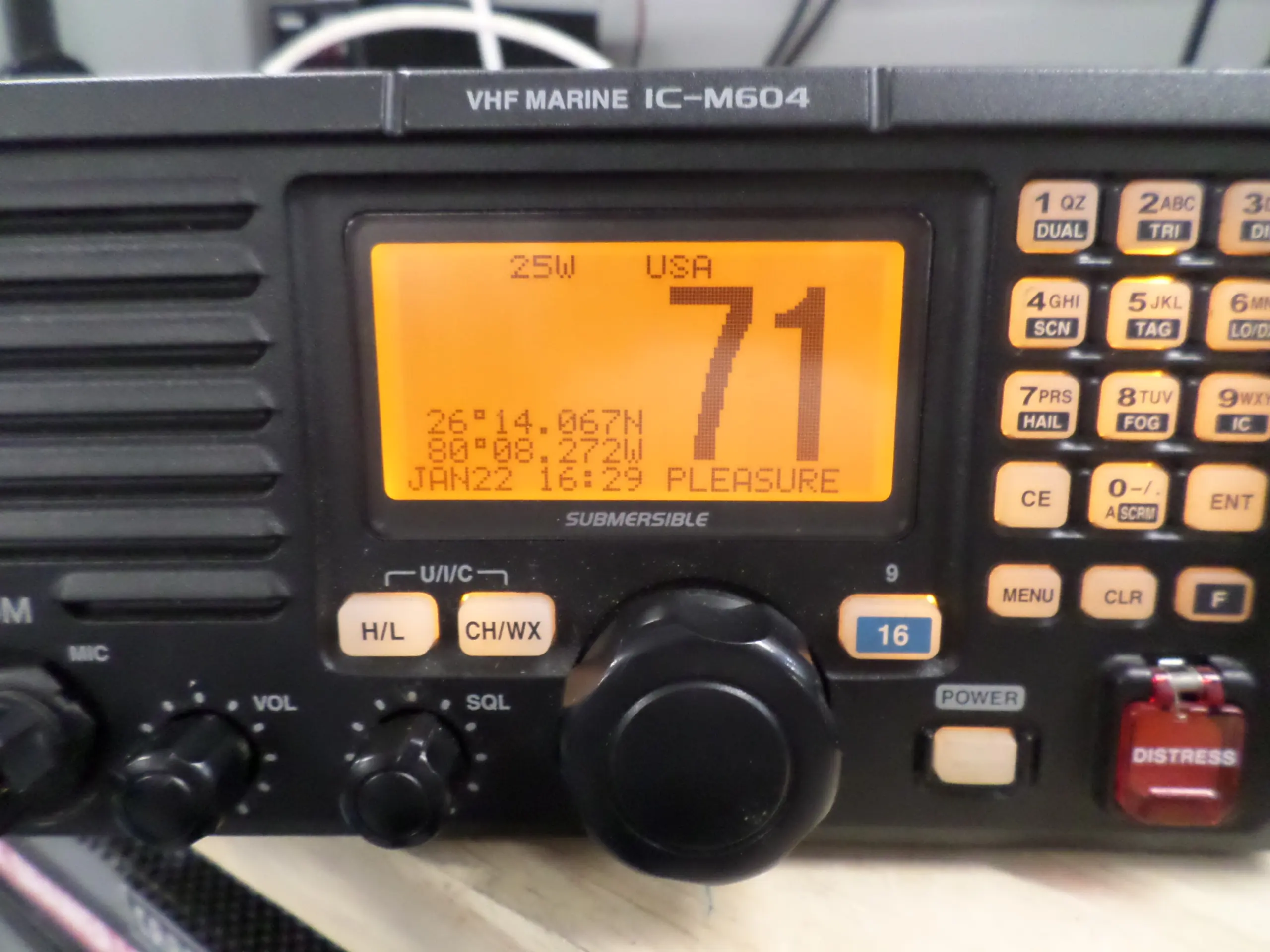 ICOM IC-M604 DSC Marine VHF Transceiver with Detachable Mic -Tested ...