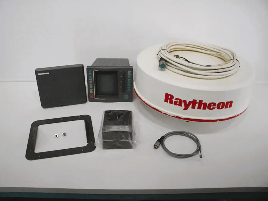 Raytheon R20XX Raster Scan CRT Radar System w/M92539 24" Radome ...