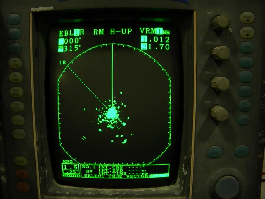 Raytheon R40XX Raster Scan CRT Radar System w/ M92539 24" Radome ...