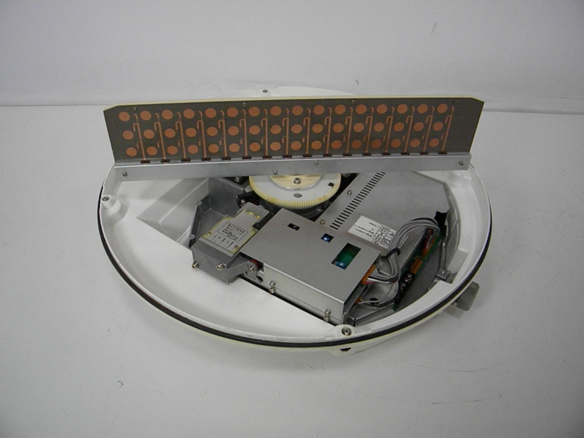 Raytheon R10X Raster Scan Radar System w/50004 18" Radome & Cables ...