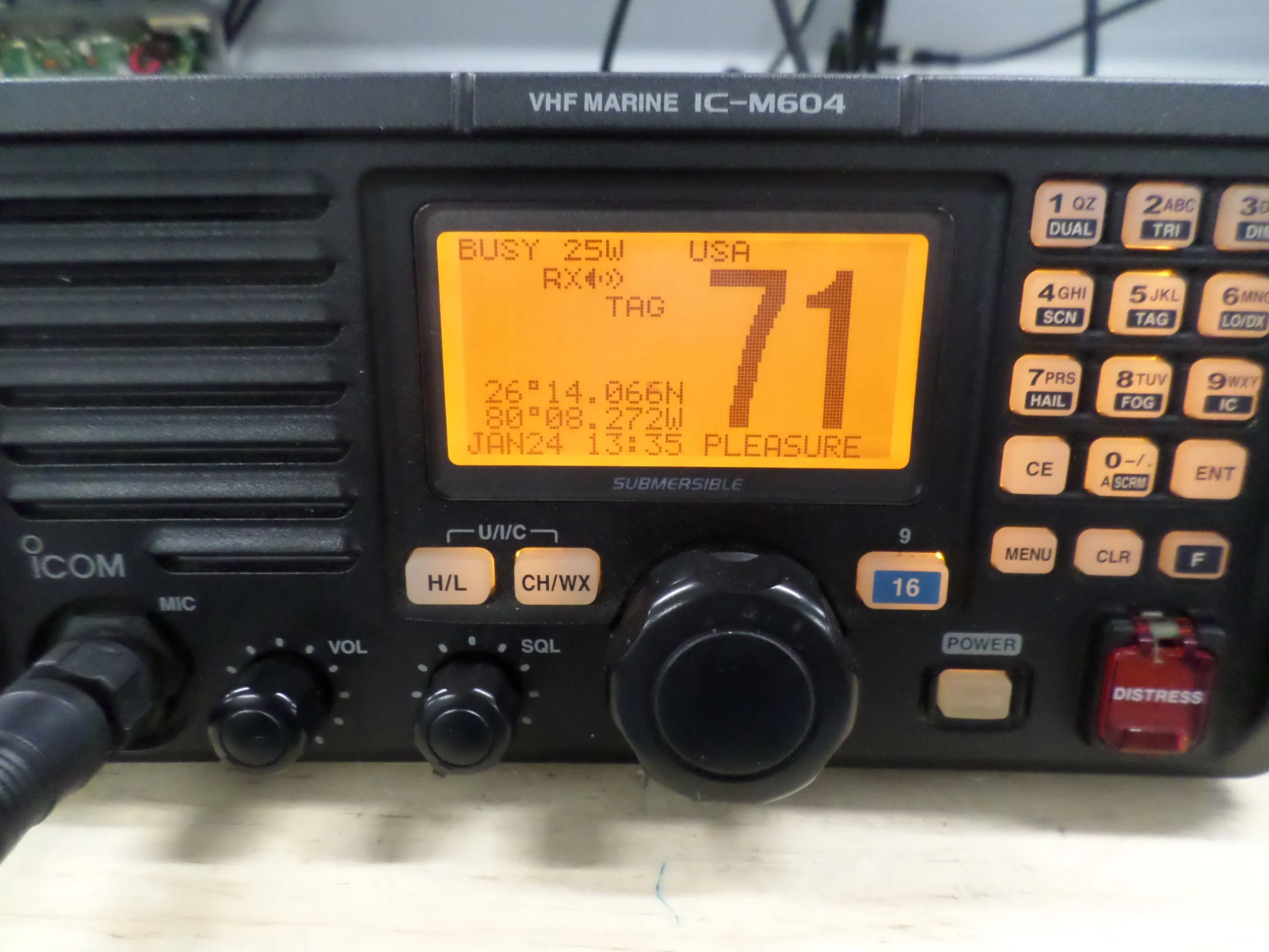 ICOM IC-M604 DSC Marine VHF Transceiver with Detachable Mic - Fully ...