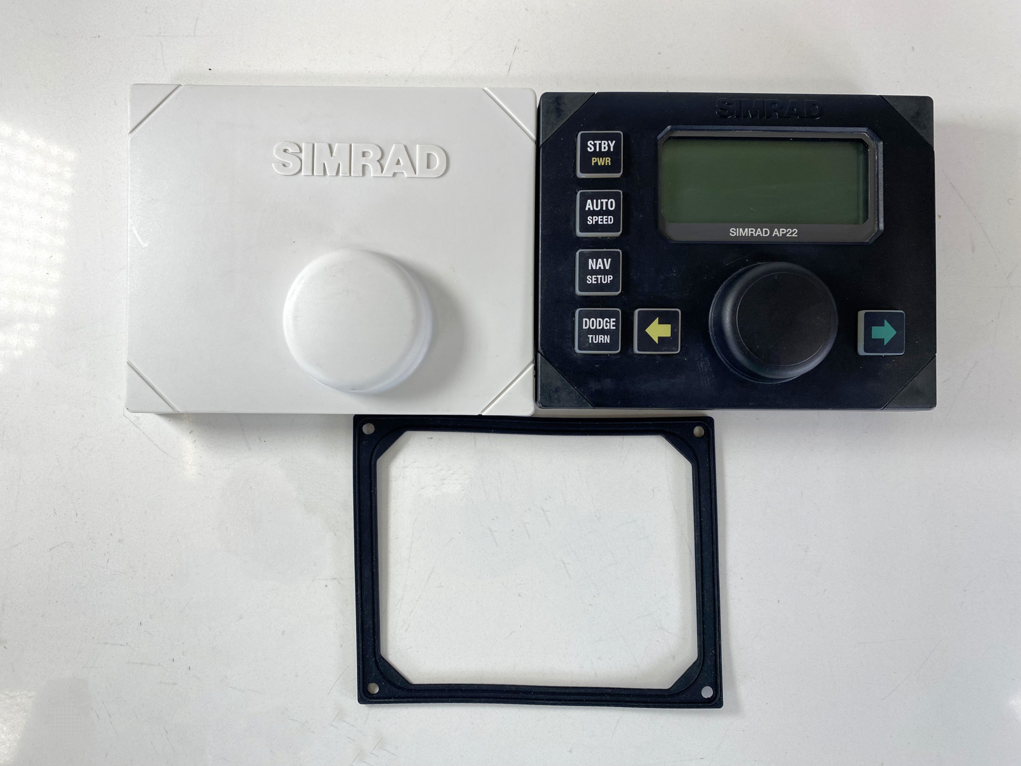 Simrad AP22/PN-22085849 Marine Autopilot Control Head - Max Marine ...