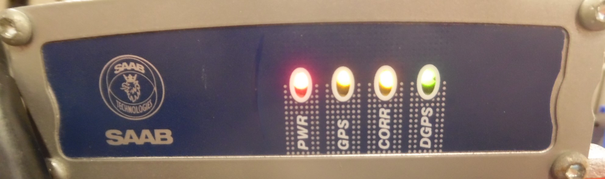 SAAB TransponderTech - R4 Class A AIS Transponder - Tested Good - CLEAN ...