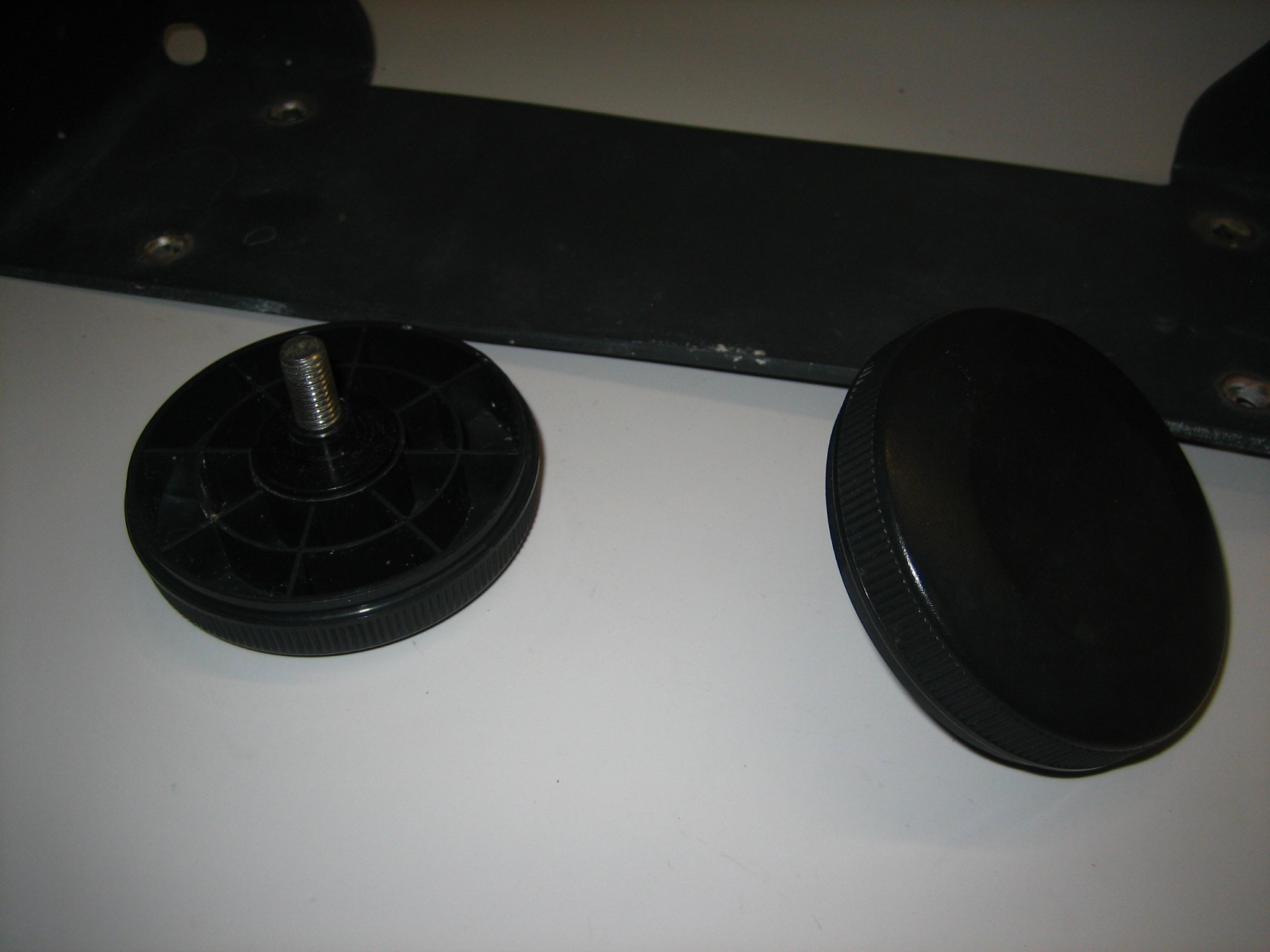 Furuno 001-028-010 MFD8 Navnet 3D Mounting Mount Bracket & Knobs - Max ...