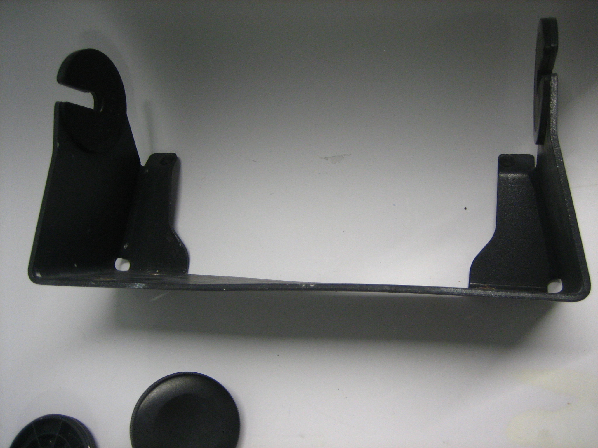 Furuno 001-028-010 MFD8 Navnet 3D Mounting Mount Bracket & Knobs - Max ...