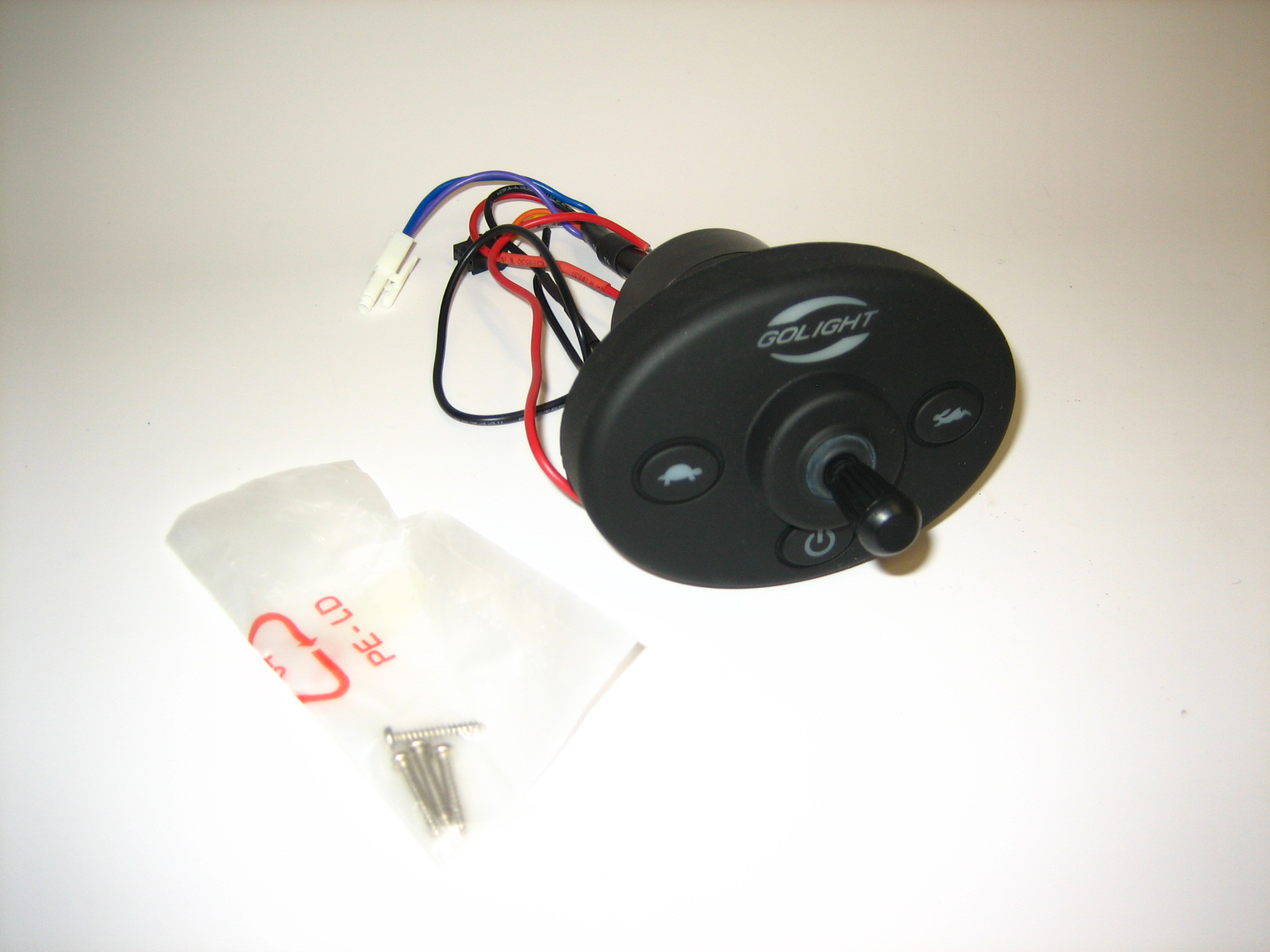 GoLight 3020-D Wired Dash Remote for Stryker *NEW* - Max Marine Electronics