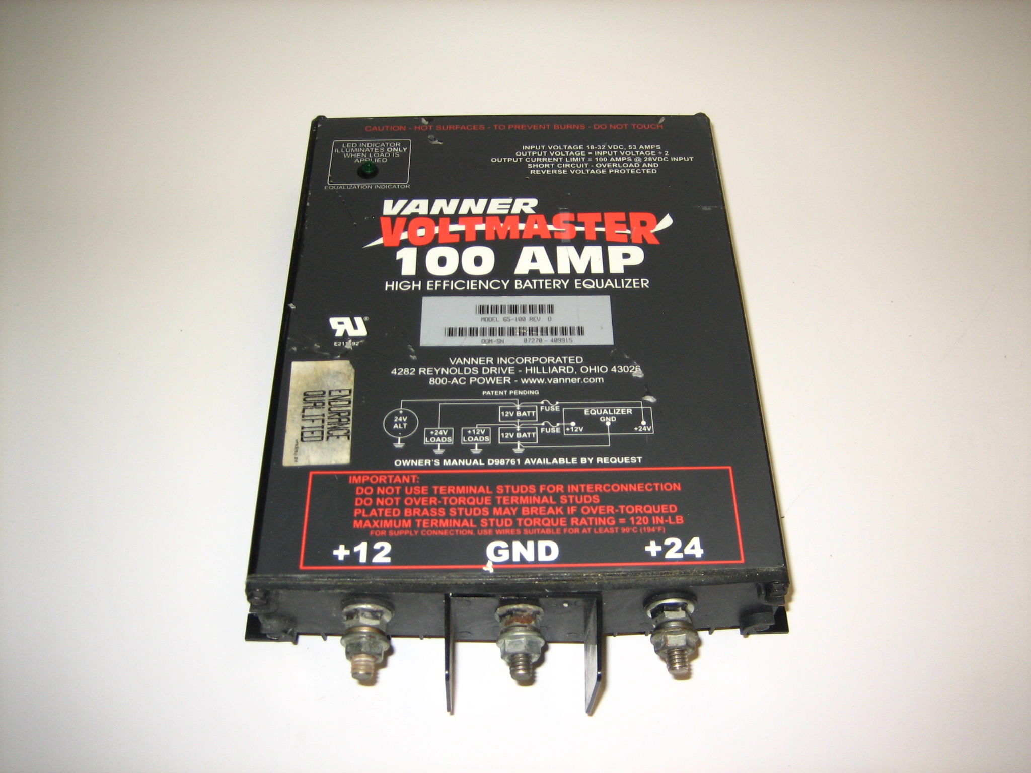VANNER 65-100 18-32 Volt DC Input, Input/2 Output - 100 Amp Battery ...
