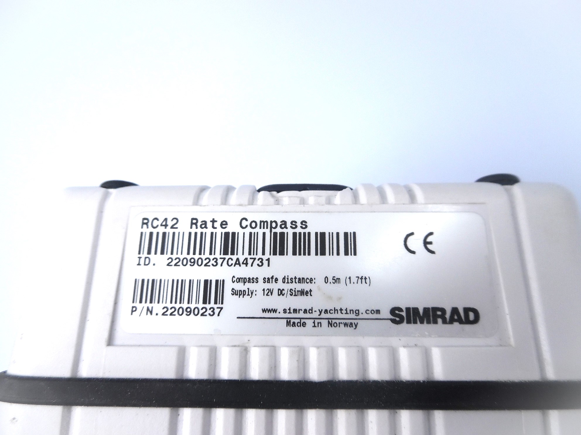 Simrad~RC42 Rate Compass Simnet NMEA2000 Heading Sensor - Max Marine ...