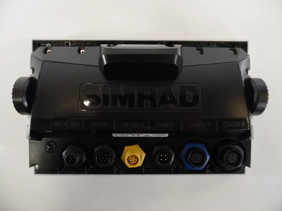 Simrad Mercury Vessel View 703 W/Suncover & Power Cable (Tested Good ...
