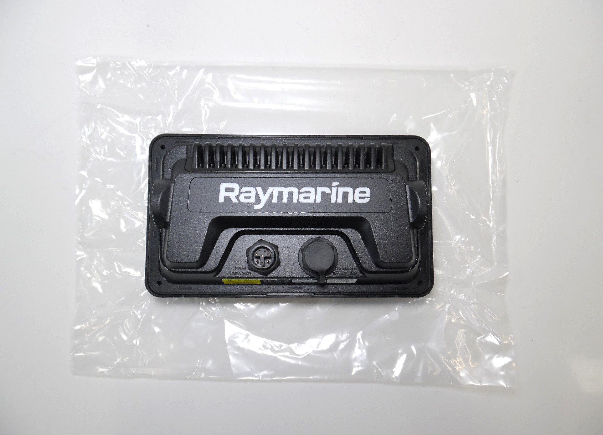 Raymarine E70532 Element 7 HV - 7'' Plotter w/ HV-100 CHIRP HyperVision ...