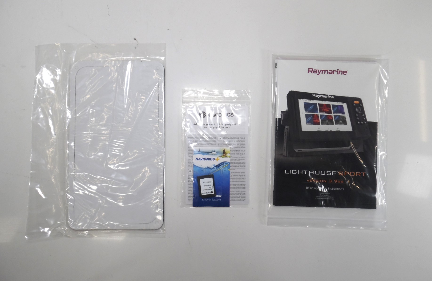 Raymarine E70532 Element 7 HV - 7'' Plotter w/ HV-100 CHIRP HyperVision ...