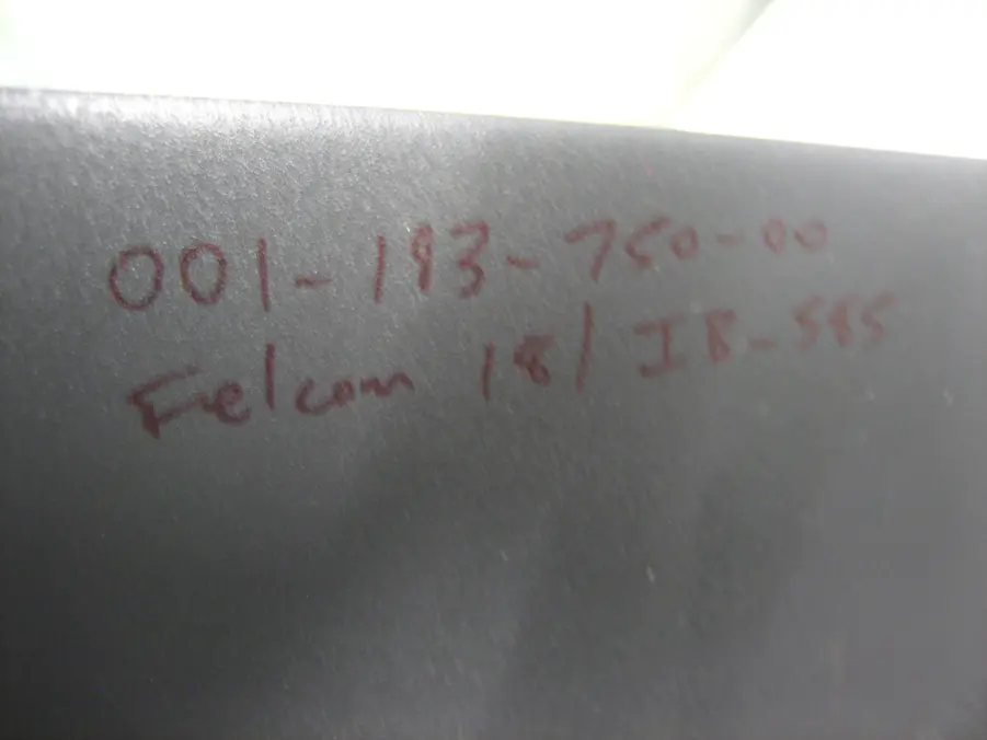 Furuno Felcom 18/IB-585 Mounting Bracket & Knobs - NEW - 001-193-750-00 ...