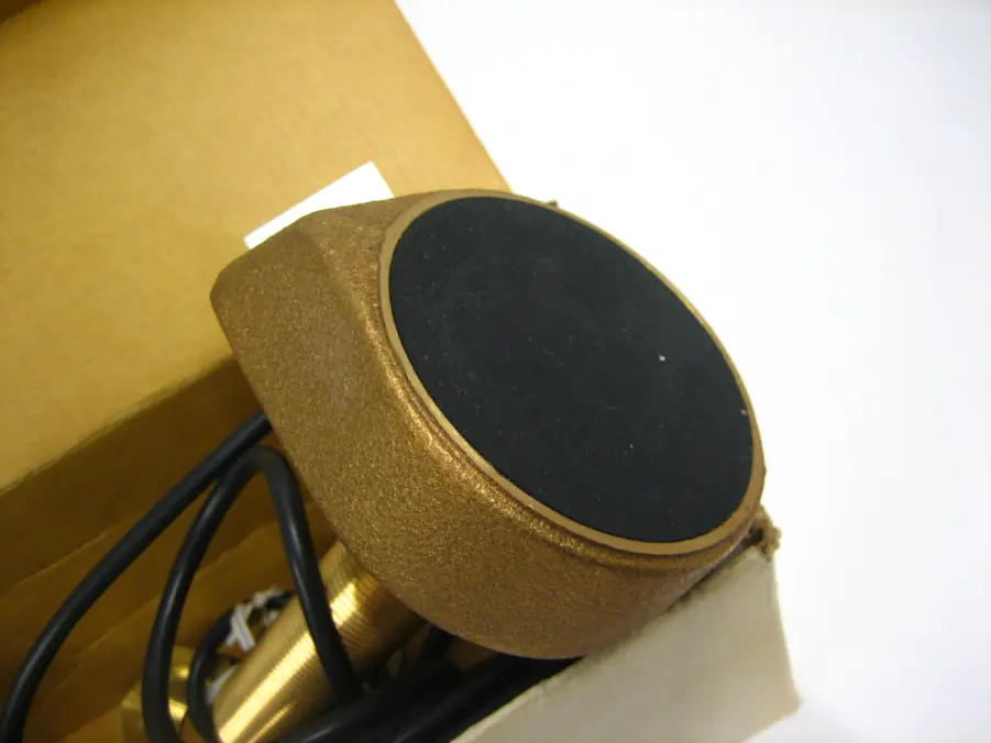 Furuno 520-5MSC Bronze Thru-Hull Transducer - 50/200khz - 600 watt - 8-Pin Fuji - Max Marine ...