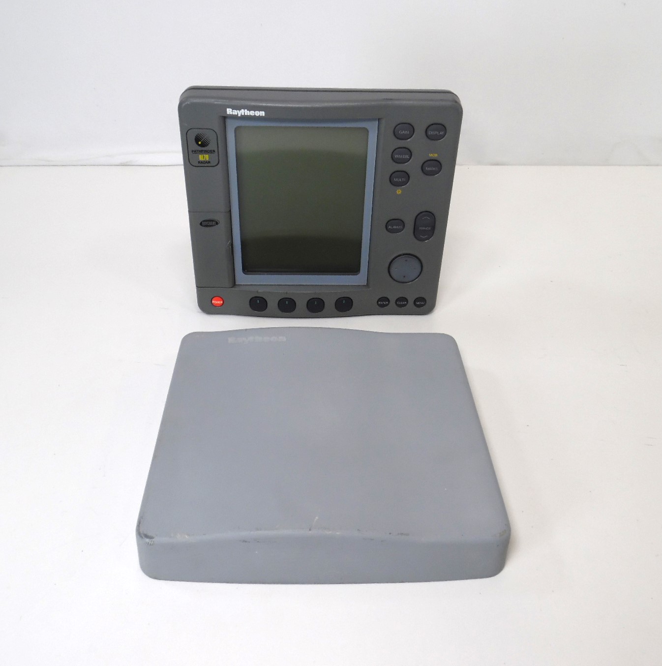 Raymarine 2kW 18" Radome - M92650 - with Raytheon RL70RC - M92670 - 7 ...