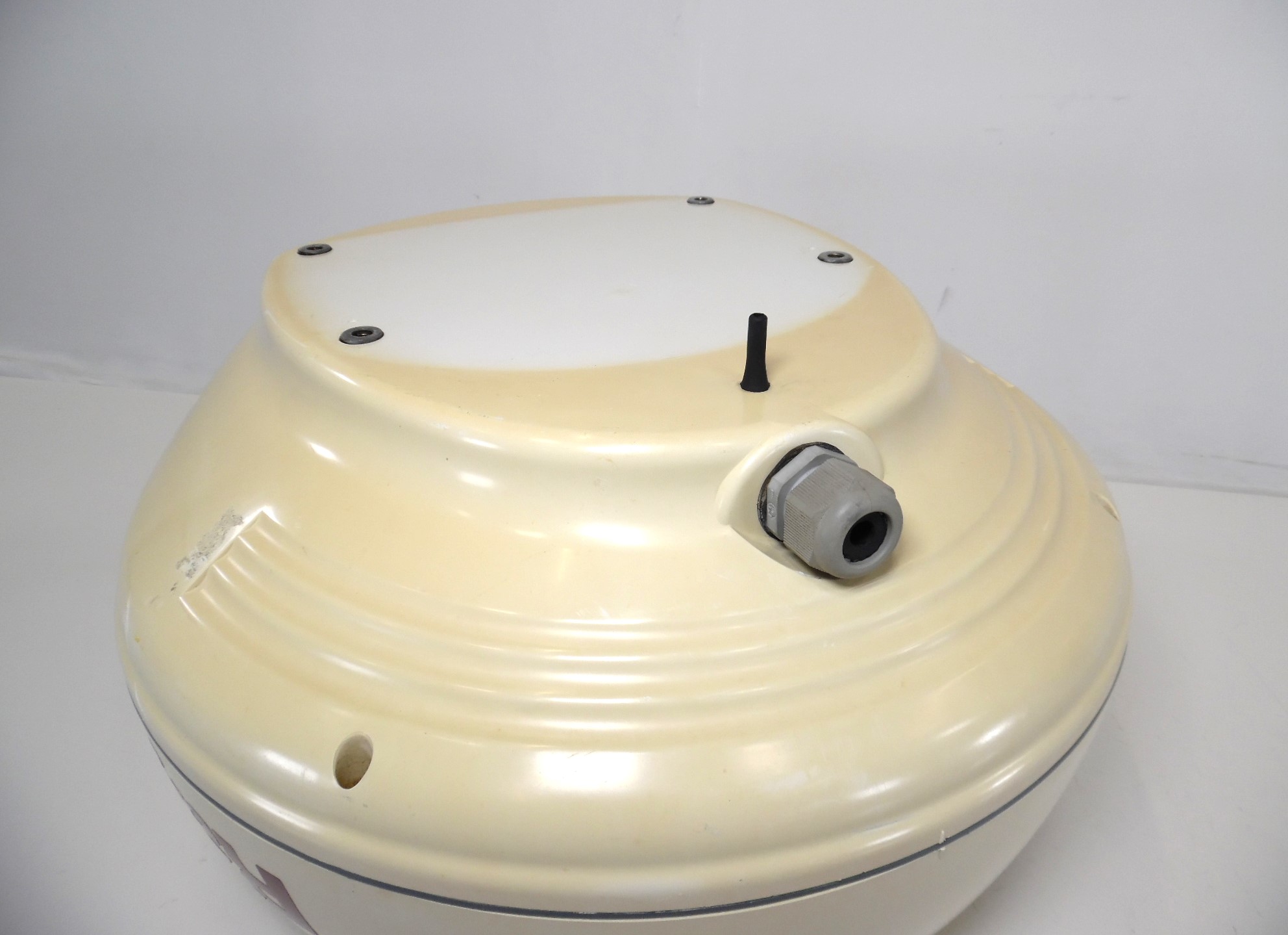 Raymarine - M92650-S - 2kW 18" Analog Radar *Radome ONLY* Tested / LOW ...