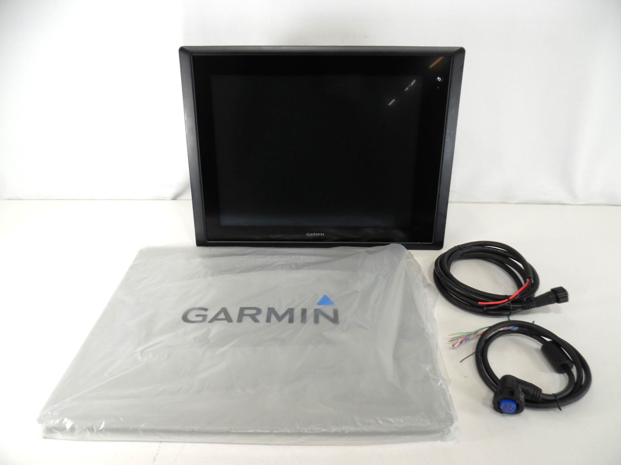 Garmin GPSMap 8215 Touchscreen MFD Updated w/ Suncover (90 Day Warr ...