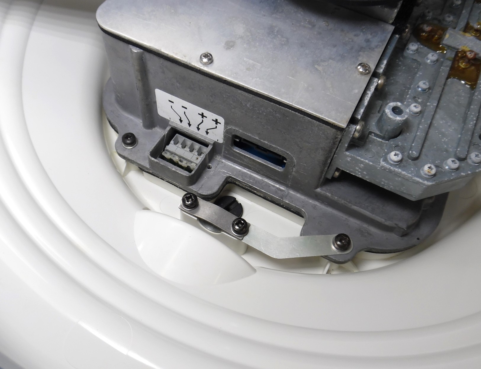 Raymarine 2kW 18" Analog Radar Radome w/ 30'ft. Cable - M92650-S ...
