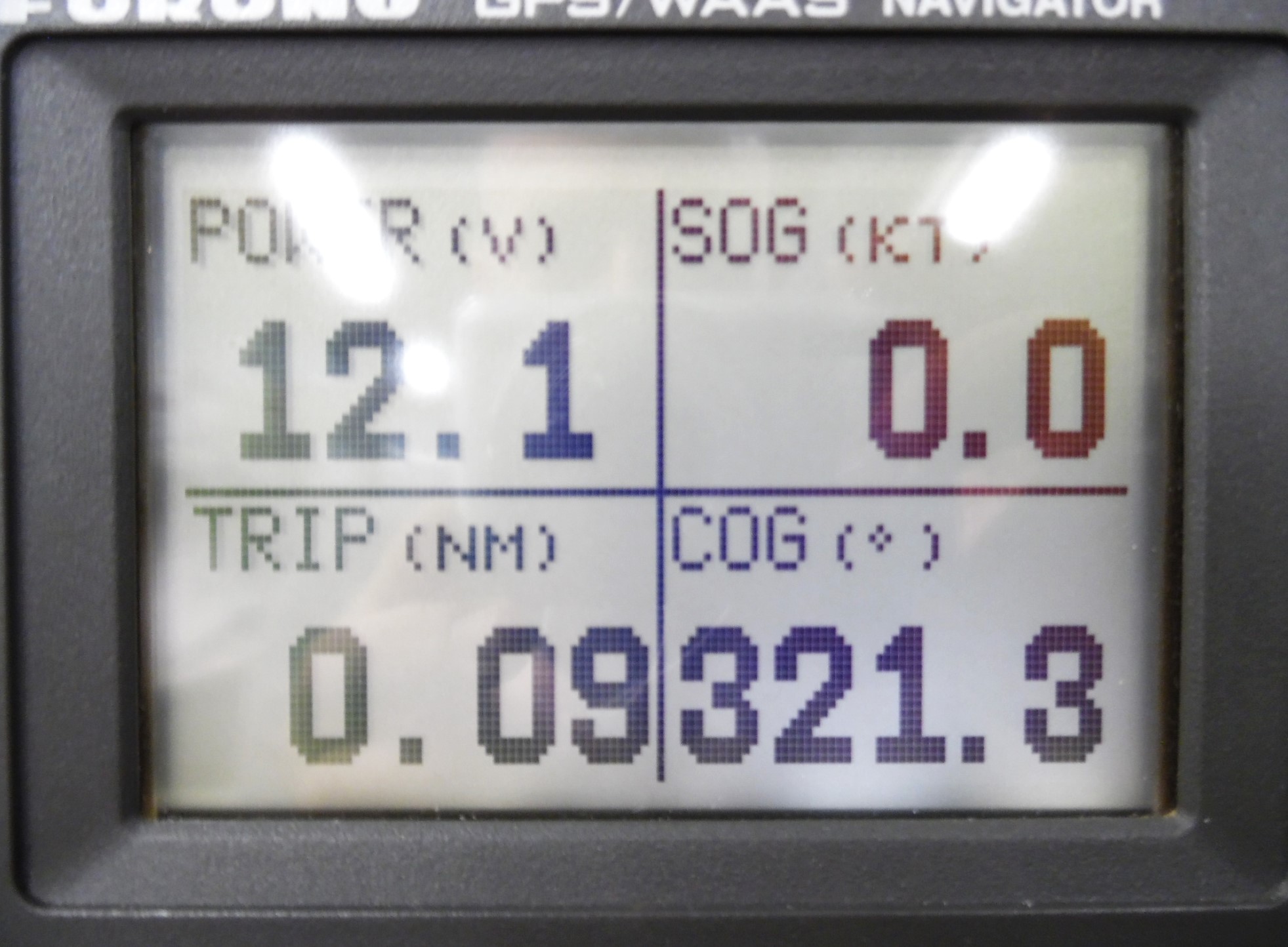 Furuno GP-32 ~ 4.5" Monochrome GPS/WAAS Receiver and Navigator ~ Tested ...