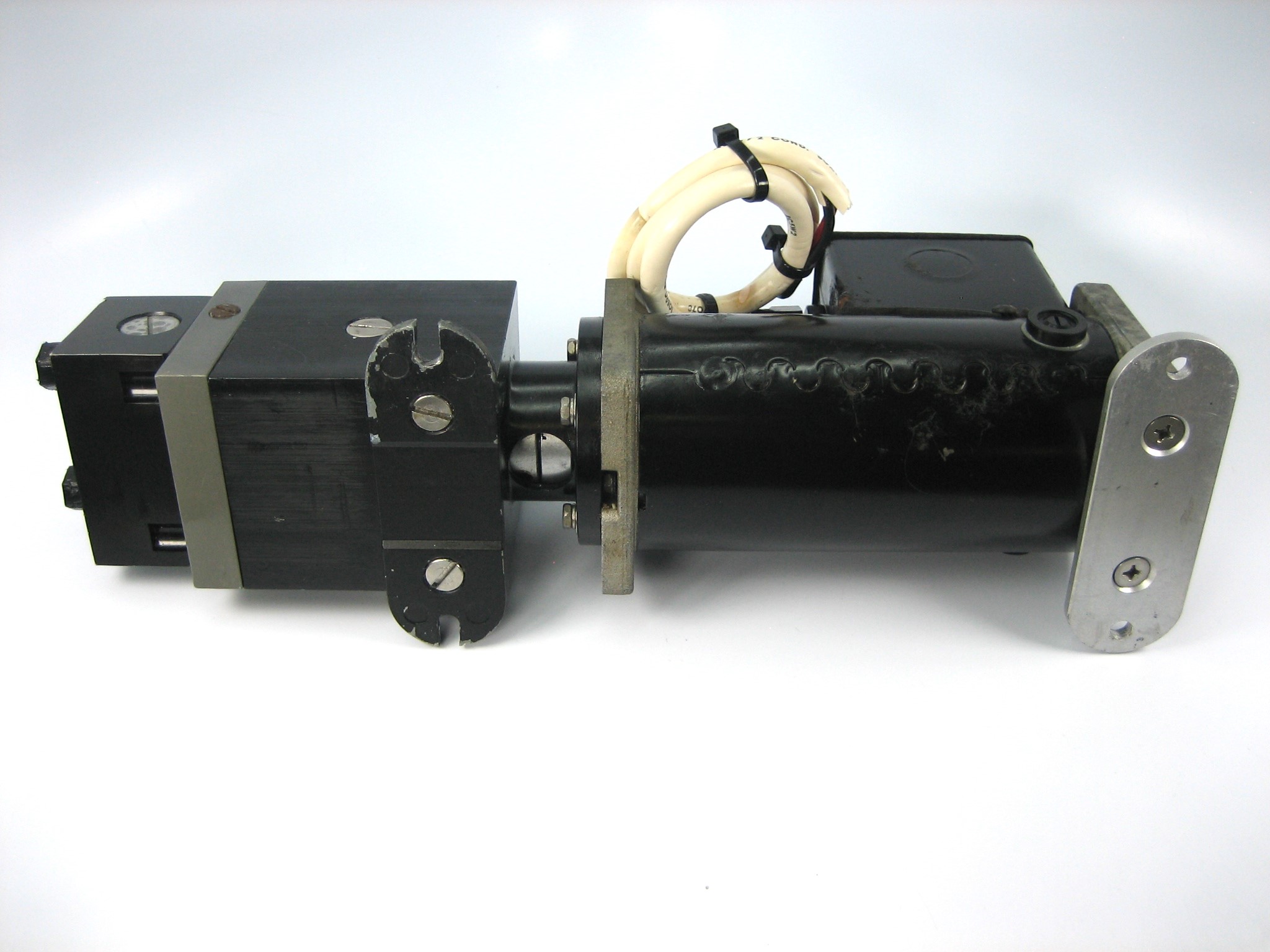 Furuno Accusteer HRP75-24 Hydraulic Reversible Auto-Pilot Pump 24V ONLY ...