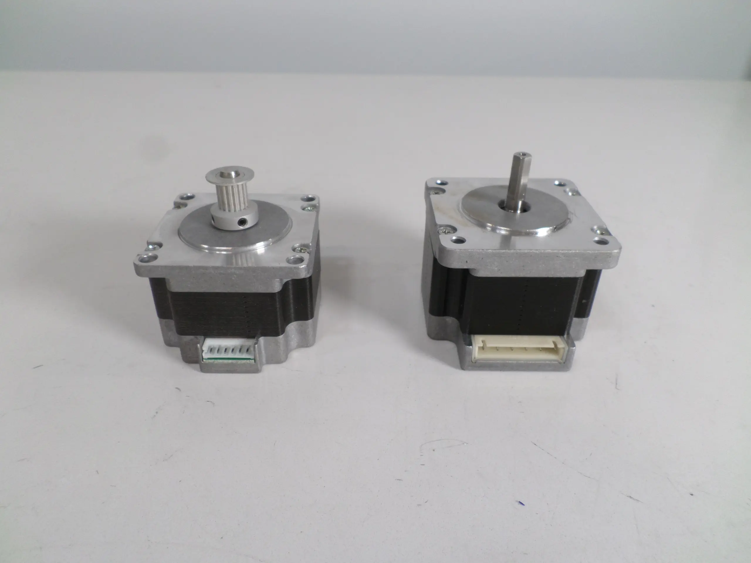 KVH TracVision HD11 Replacement Motors - Max Marine Electronics