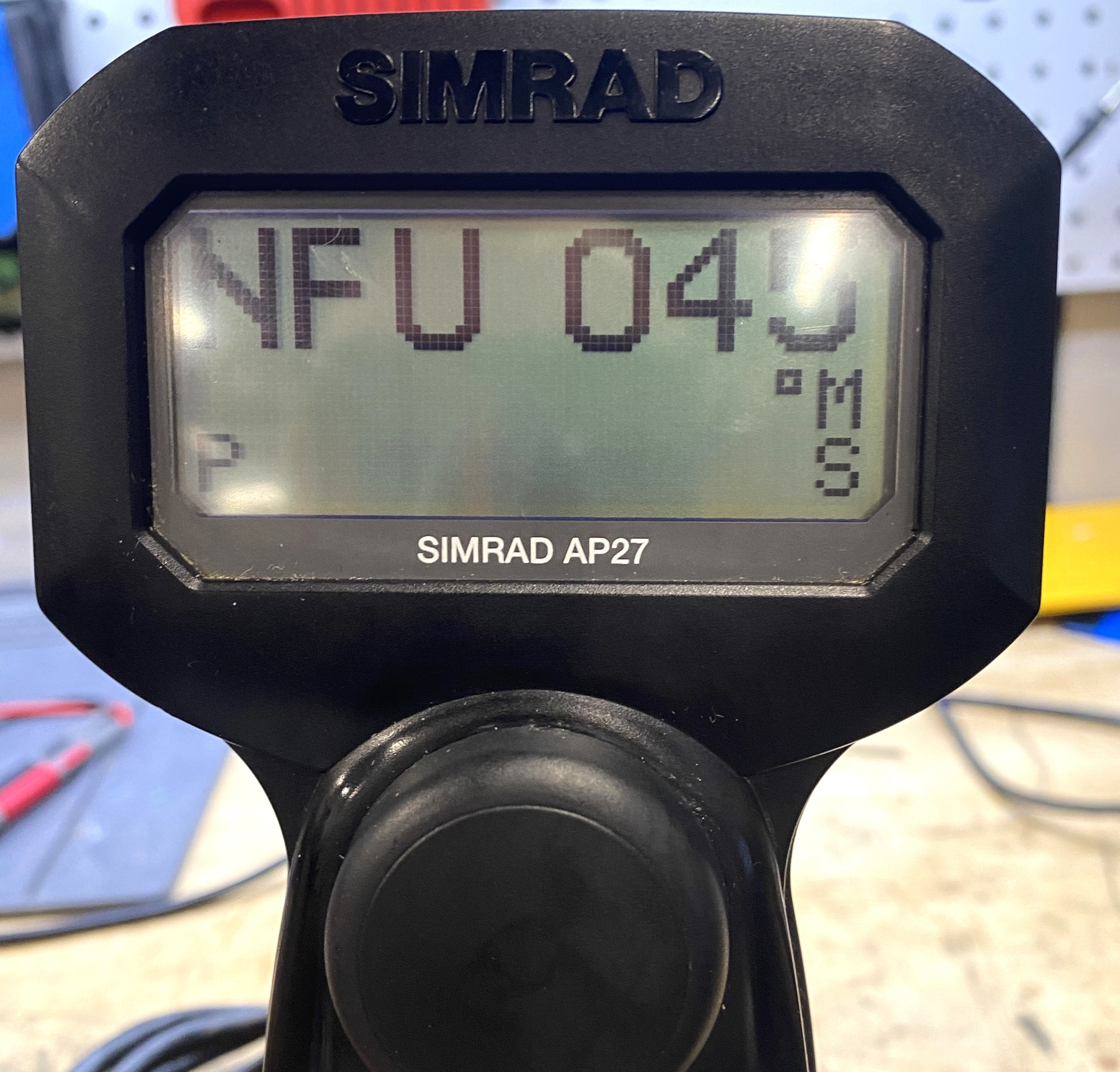 Simrad AP27 22088090-Handheld Autopilot Control Head W/22ft Cable - Max ...