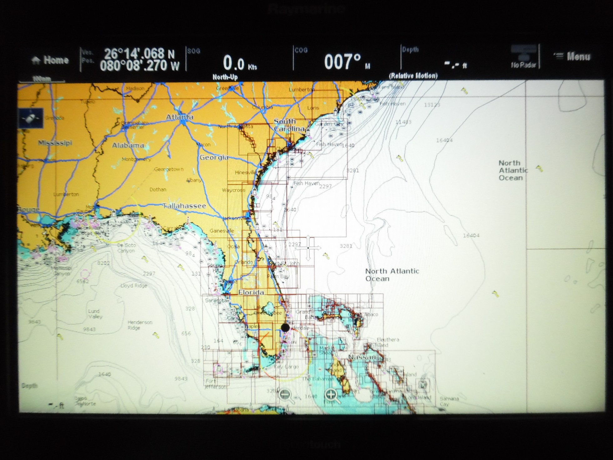 Raymarine e165 15.4″ HybridTouch Multifunction Display w/ Sun Cover ...