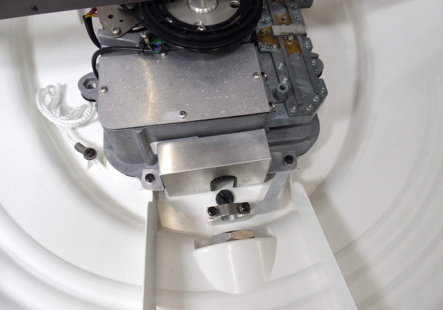 Raymarine - M92652-S - 4kW 24" Analog Radar Scanner Radome - *DOME ONLY ...