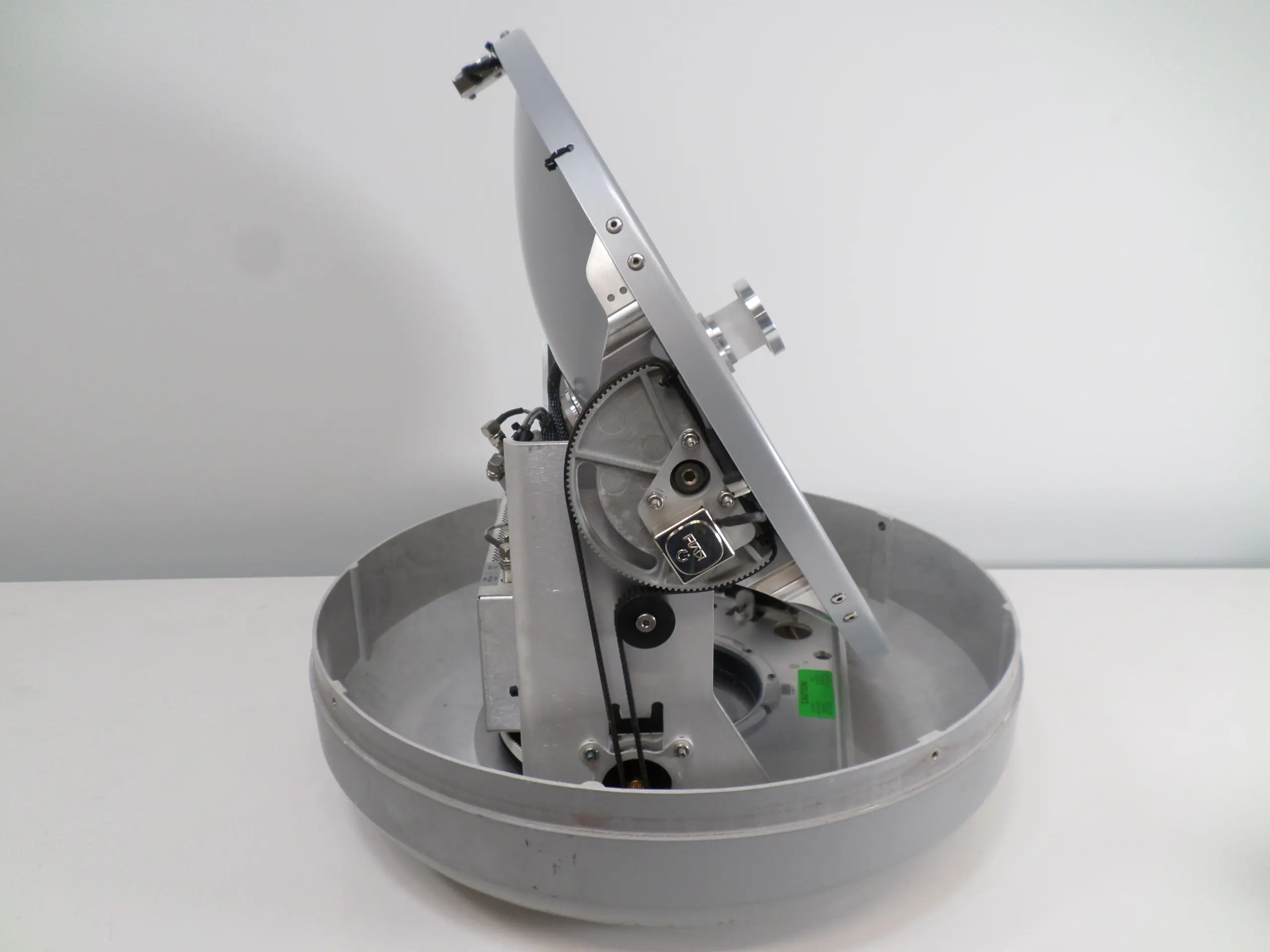 KVH TracVision TV5 Satellite Tracking System with Hub-B for Dish ...