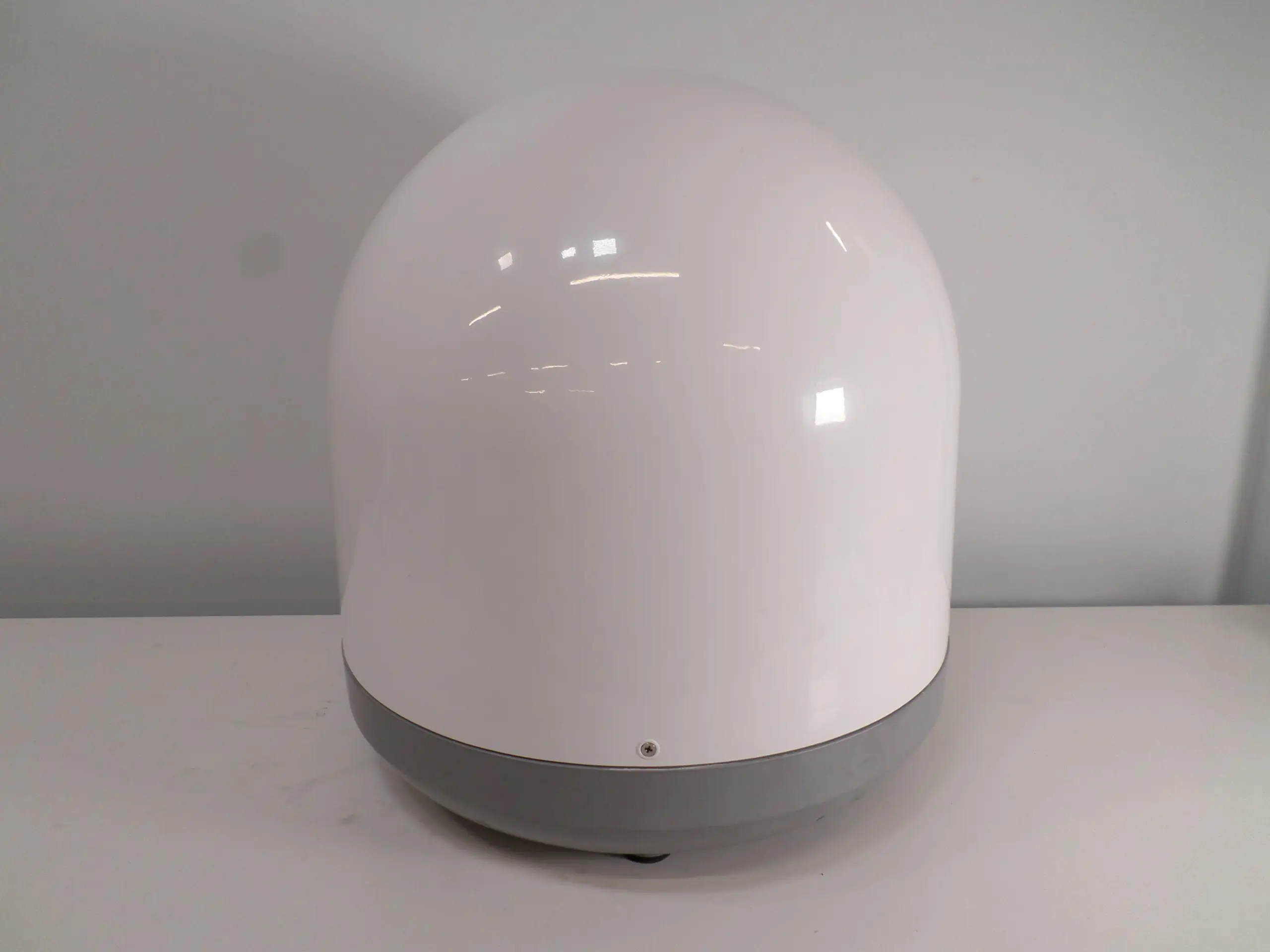 KVH TracVision TV5 Satellite Tracking System with Hub-B for Dish ...