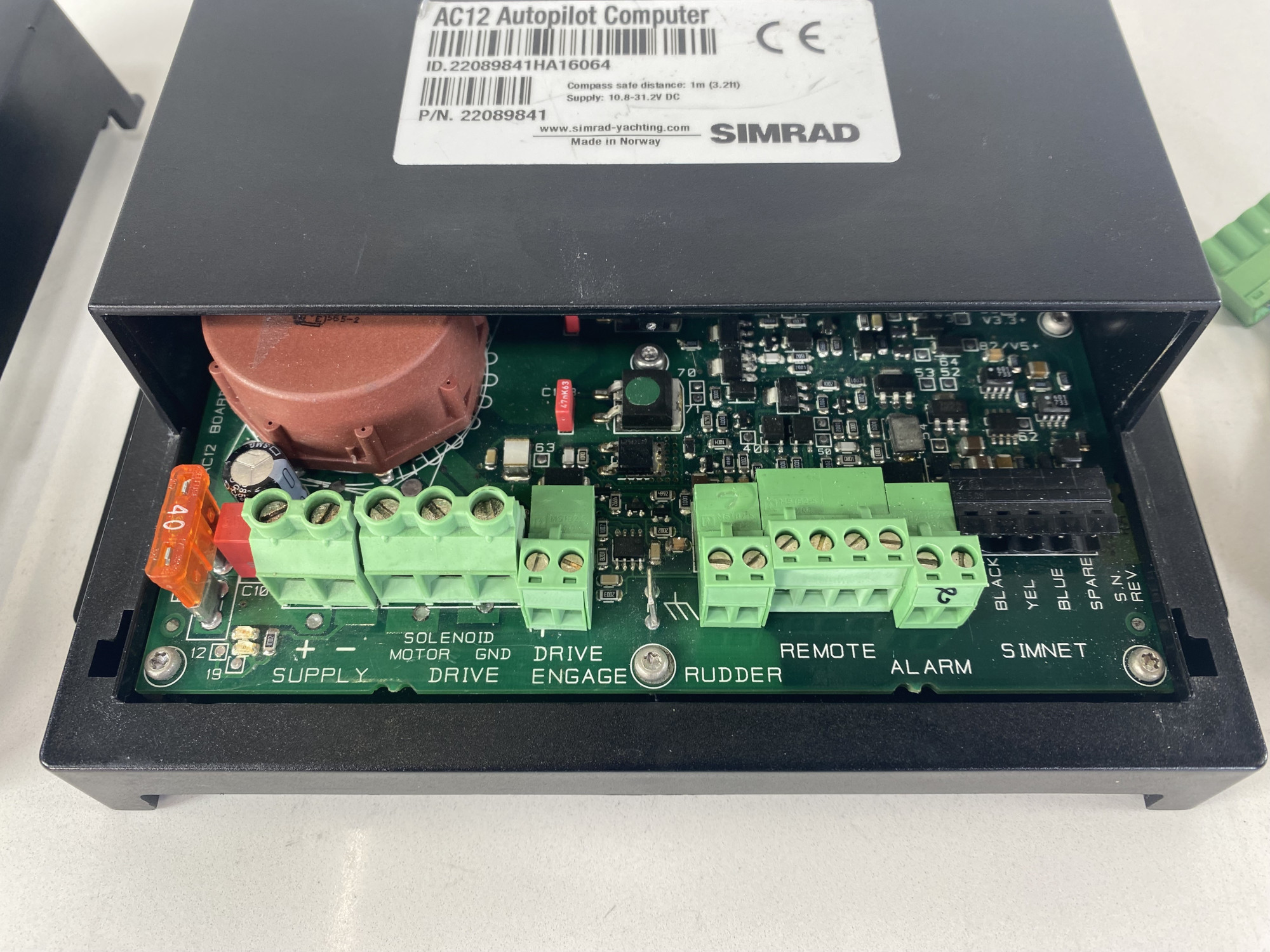 Simrad AC12 Autopilot Computer 22089841 For AP24/28/44 - Max Marine ...