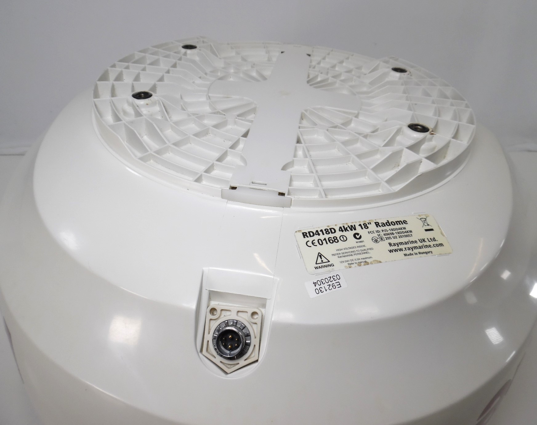 Raymarine RD418D 4kW 18" Digital Radome w/ 15m Cable - E92129 - *VERY ...