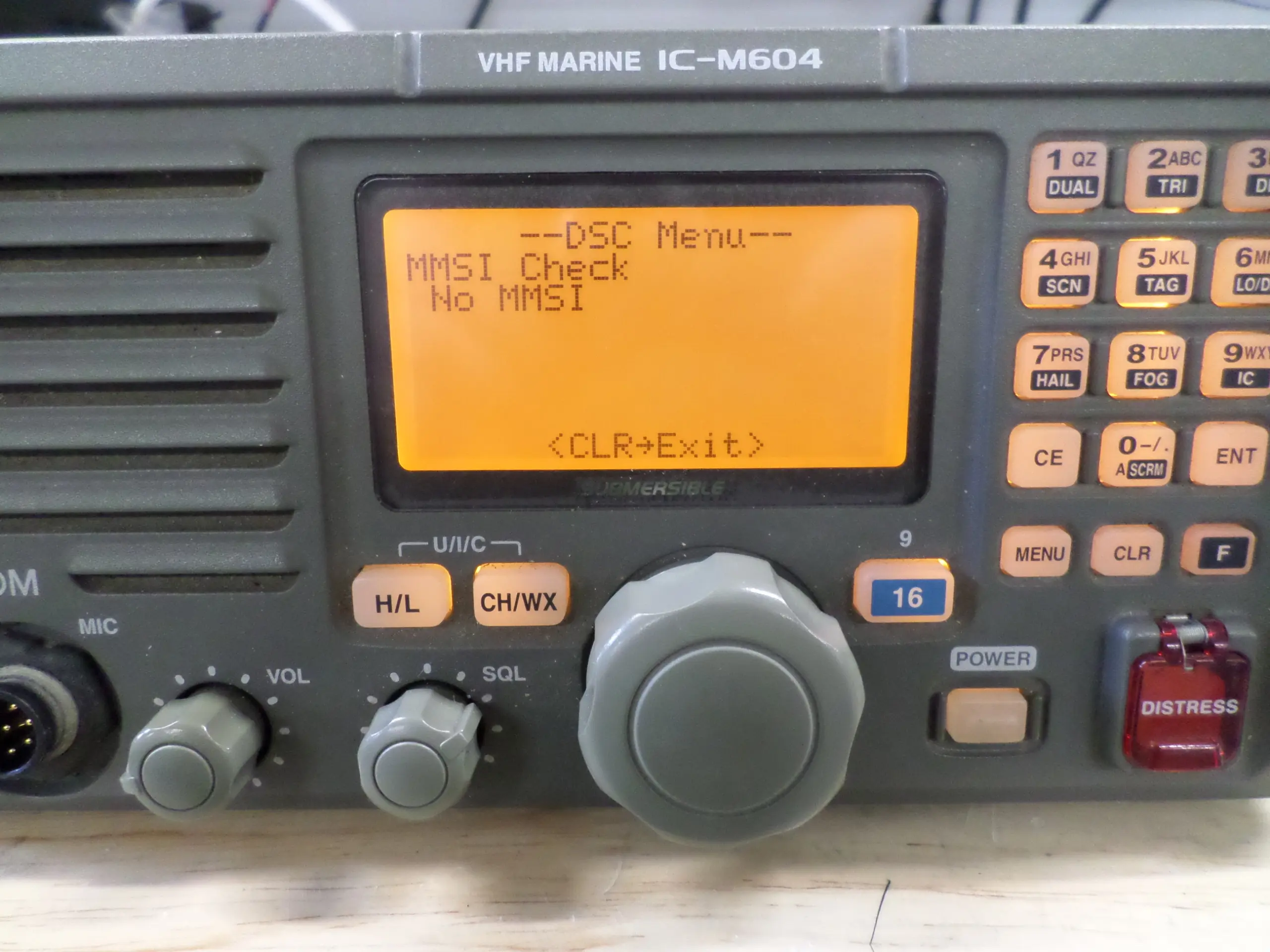 ICOM IC-M604 Marine DSC VHF Transceiver with Detachable Mic - Tested ...