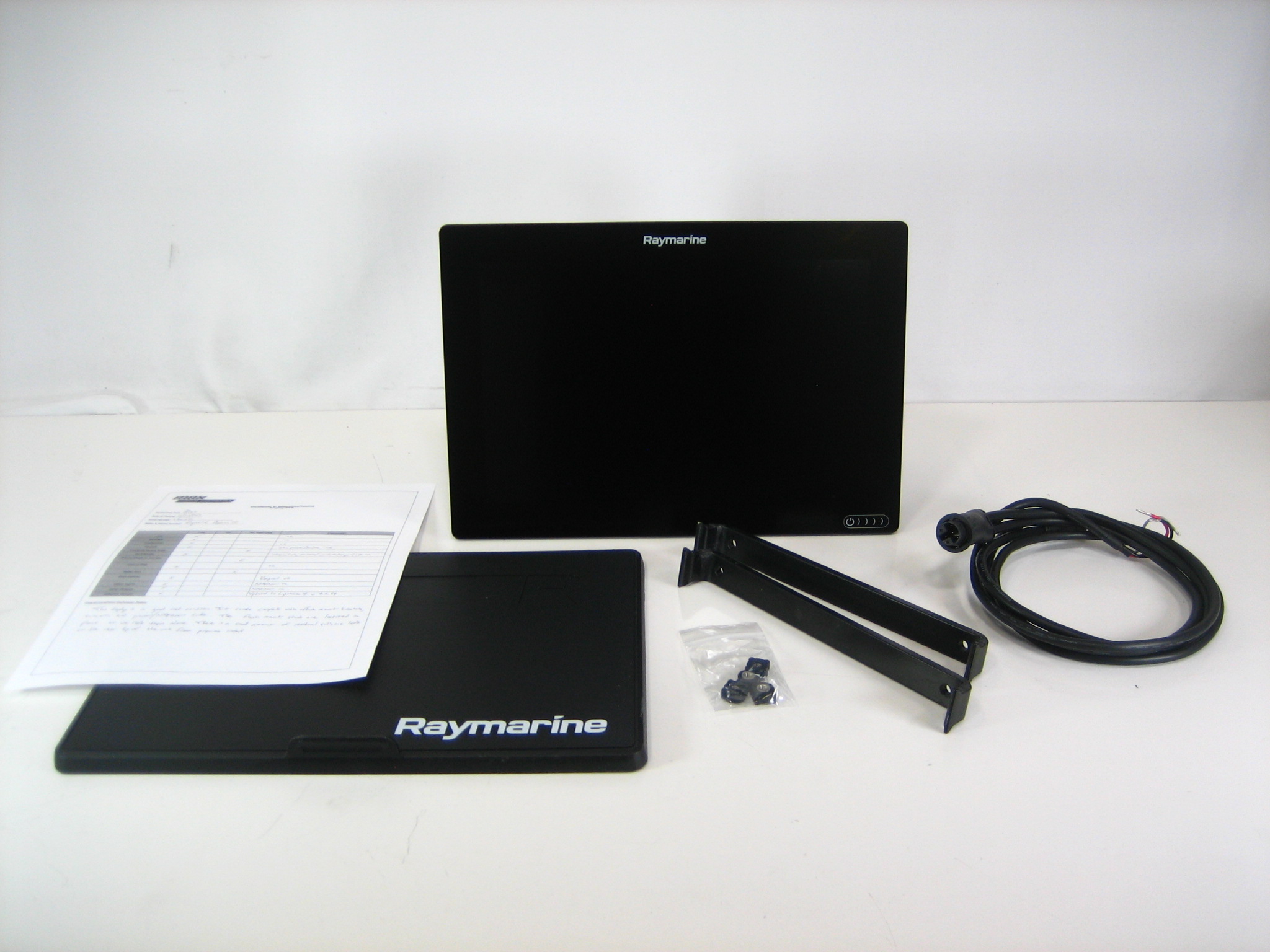 Raymarine Axiom 12 Multifunction Display MFD in Great Working Order ...