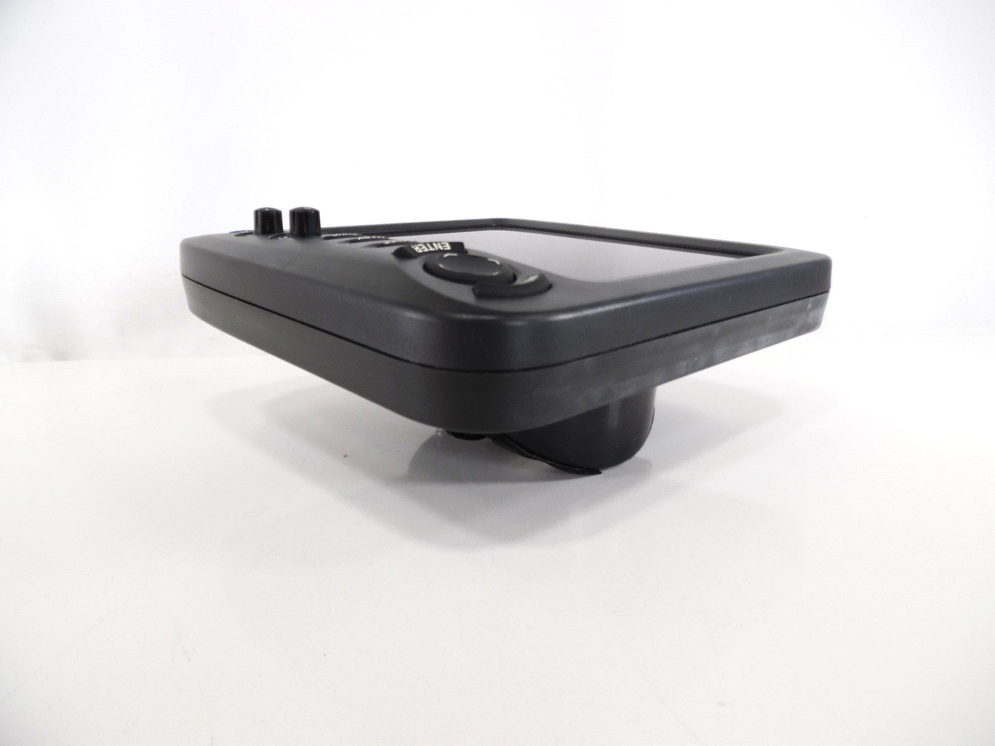 Furuno FCV-585 Color Echo Sounder w/Sun Cover *Tested* - Max Marine ...