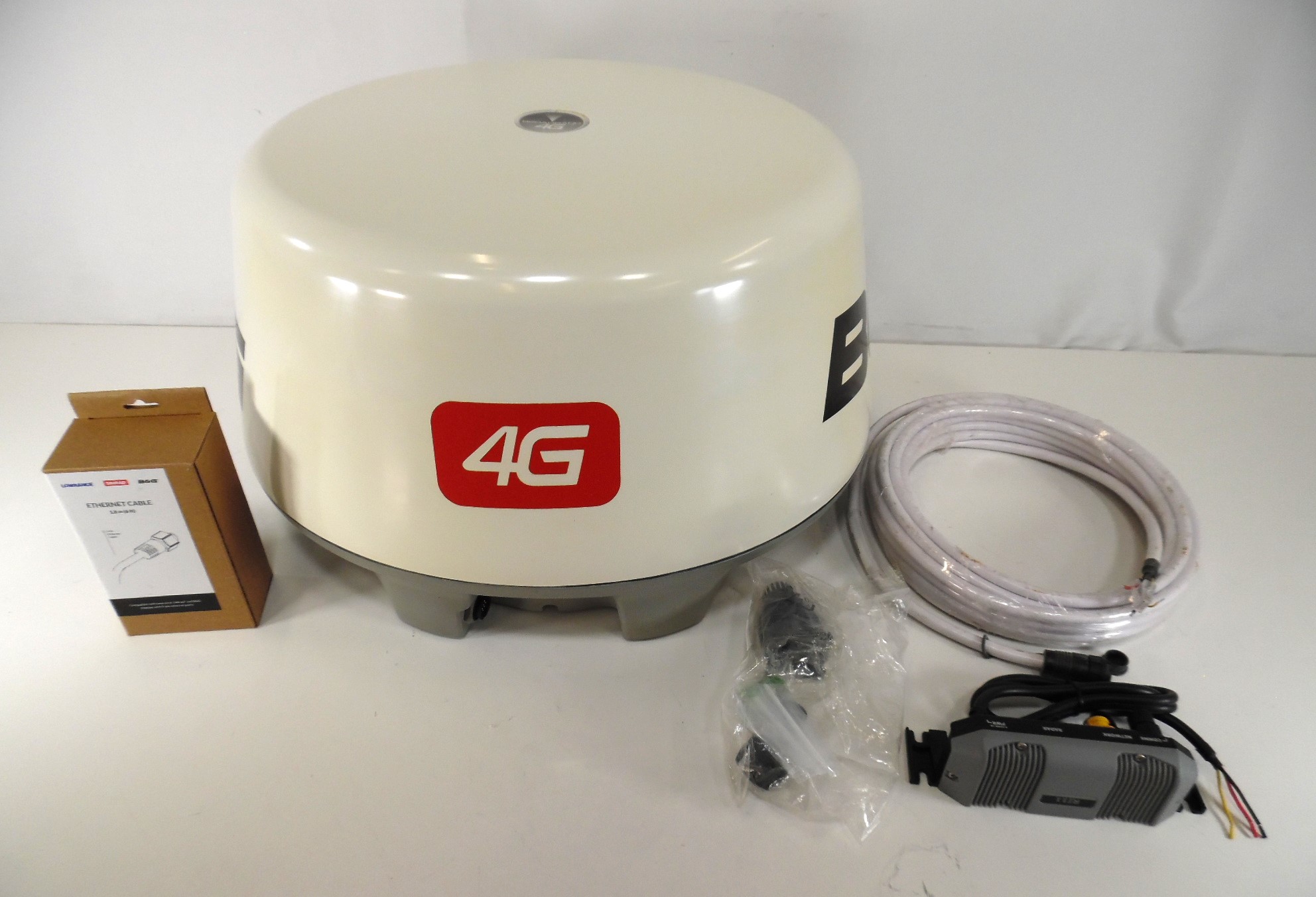 B&G/Simrad/Lowrance/Navico Broadband 4G Radar Dome W Cables & RI11 ...