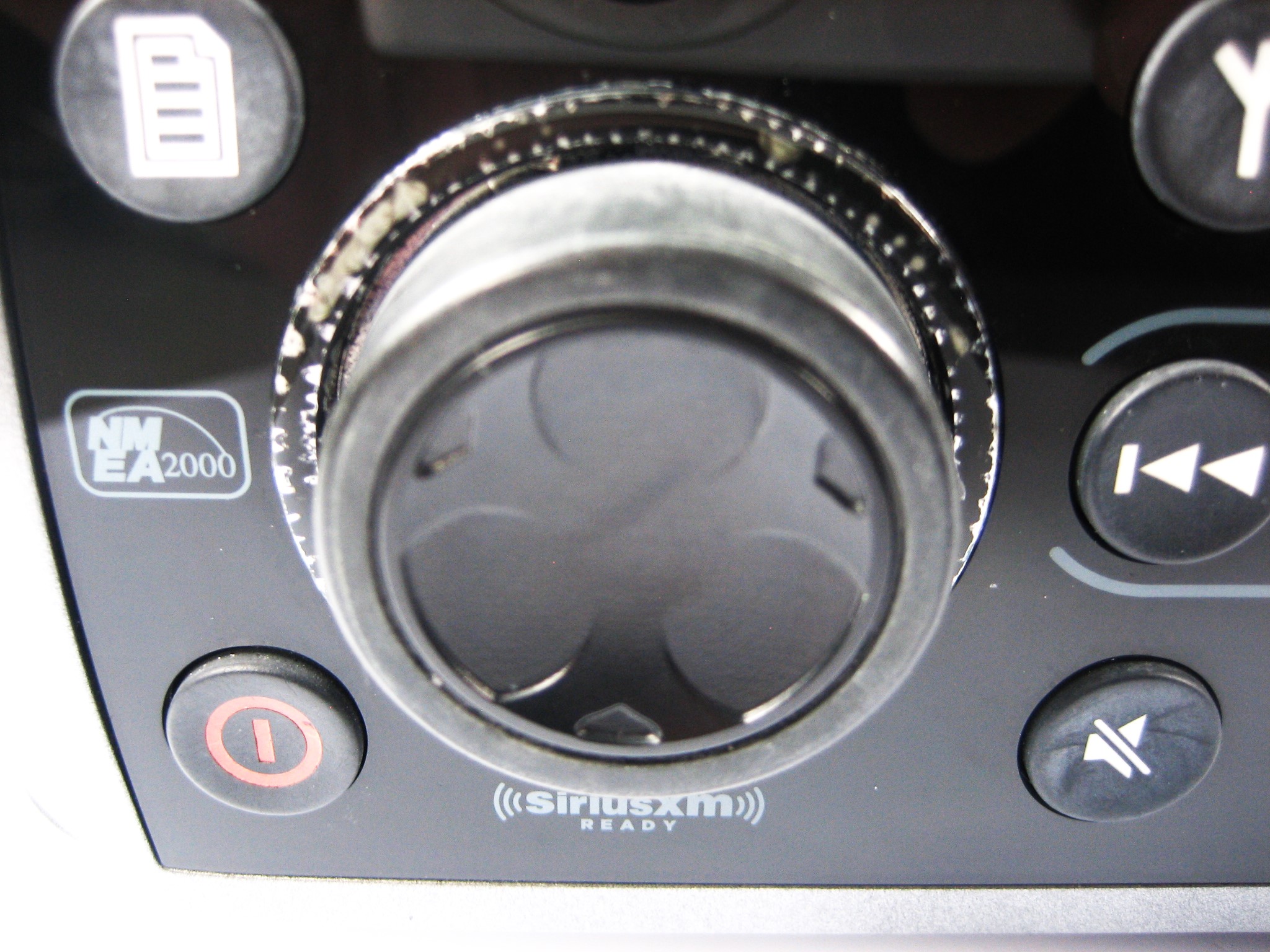 Fusion MS-AV700i Marine Stereo CD DVD AM FM Sirius XM - Max Marine ...