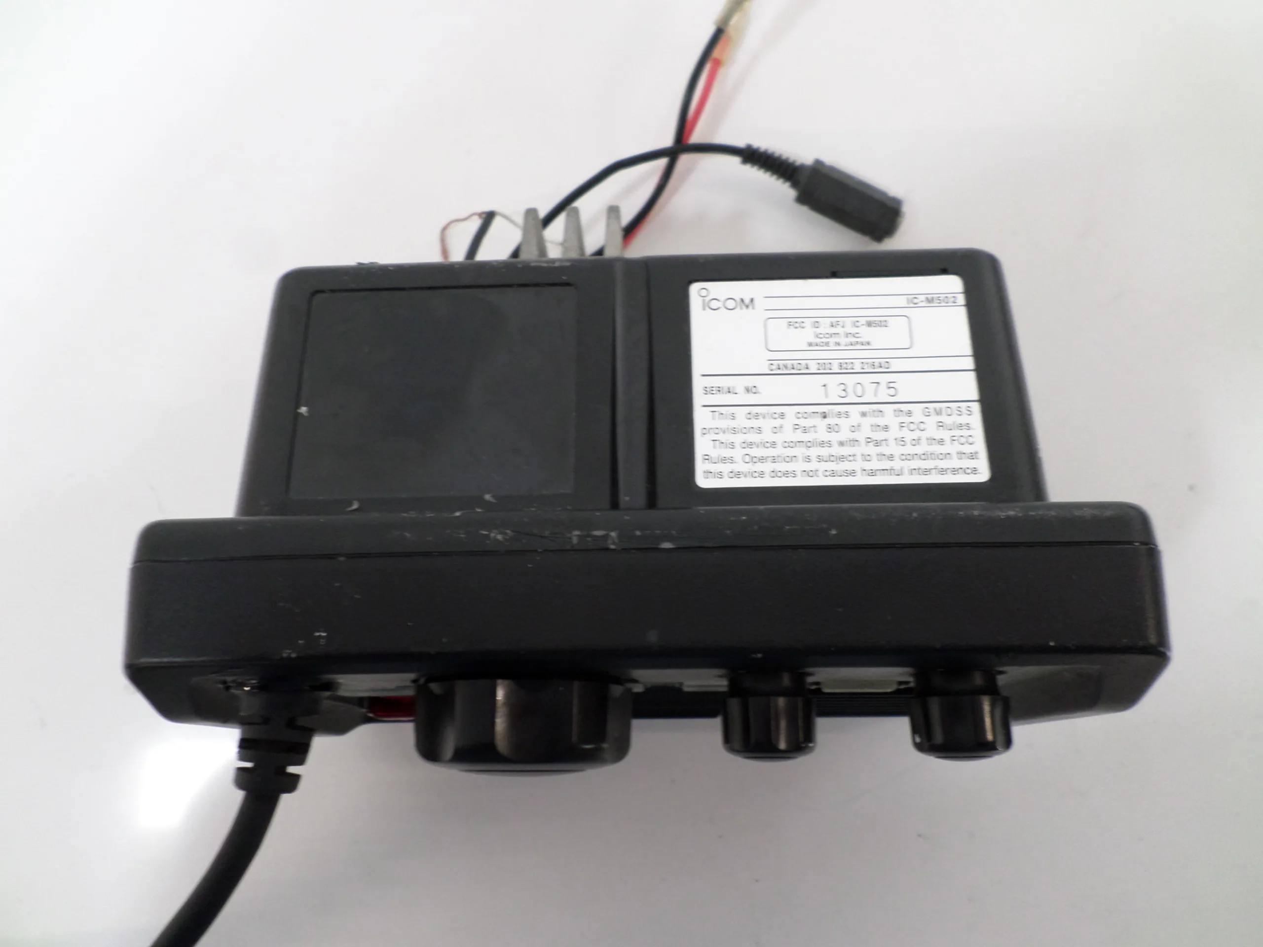 Icom IC-M502 Marine VHF Radio with Attached Mic - Tested - Max Marine ...