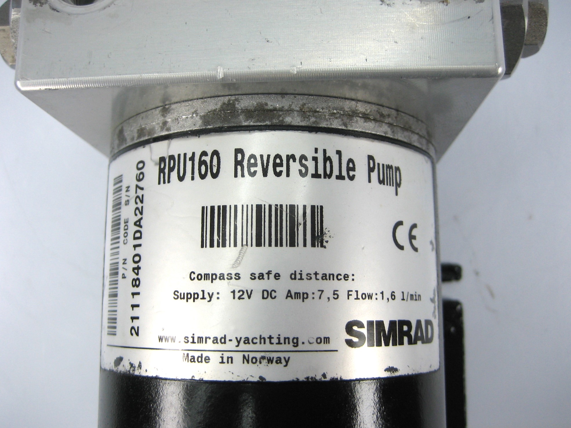 Simrad RPU160 Boat Autopilot Reversible Hydraulic Pump - Max Marine ...