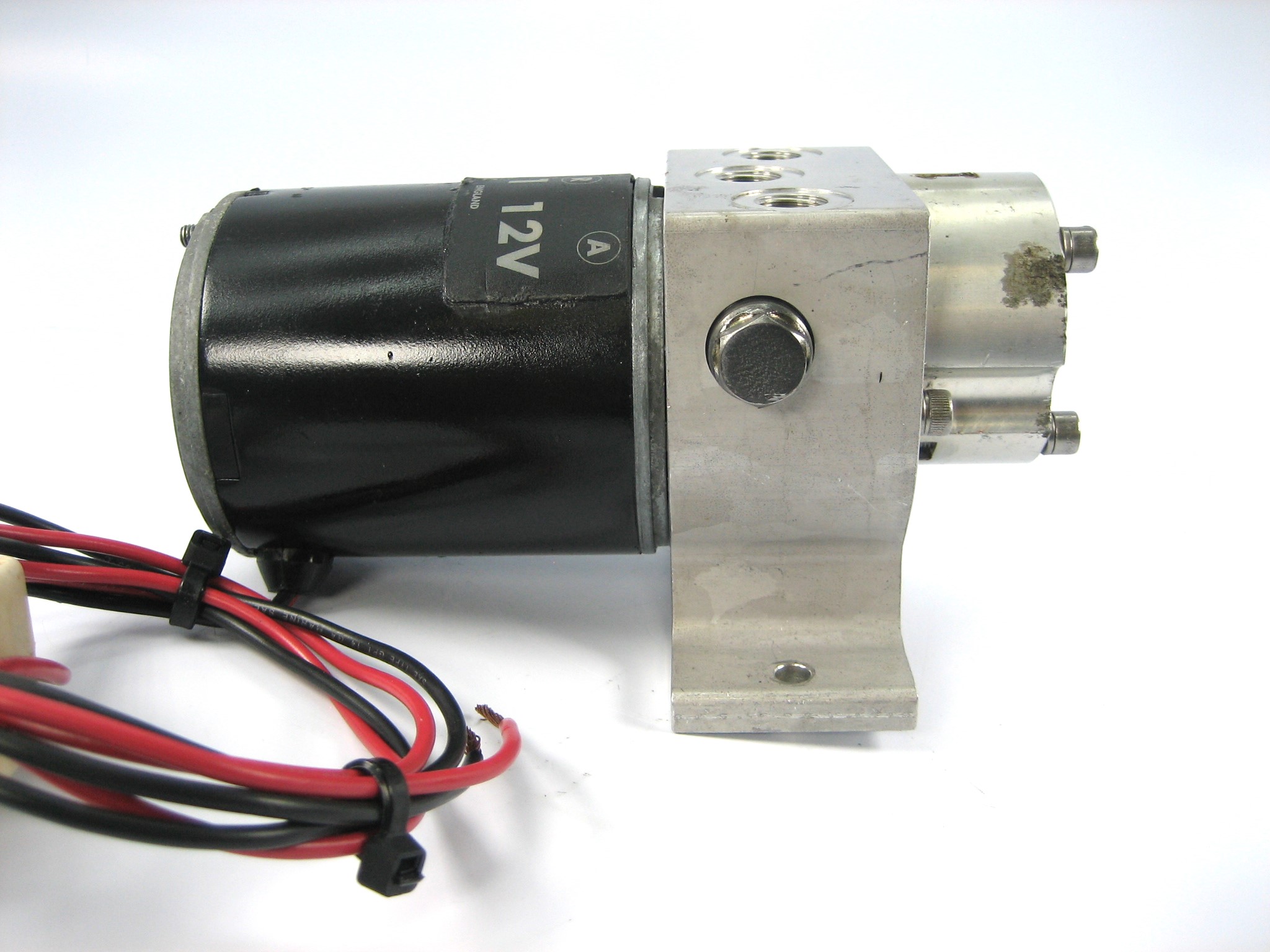 Raymarine M81120 Type 1 12V Reversible Hydraulic Autopilot Pump - Max ...
