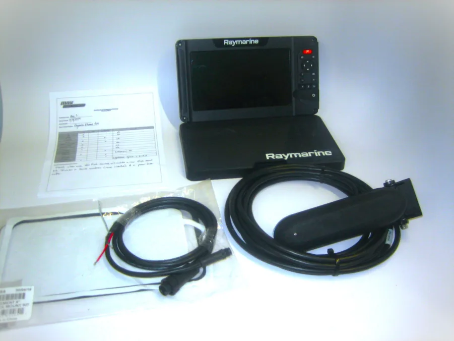 Raymarine Element 9HV Chartplotter/GPS/Fishfinder Combo Unit w/HV-100 ...