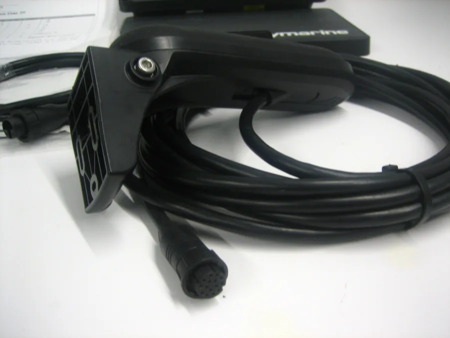 Raymarine Element 9HV Chartplotter/GPS/Fishfinder Combo Unit w/HV-100 ...