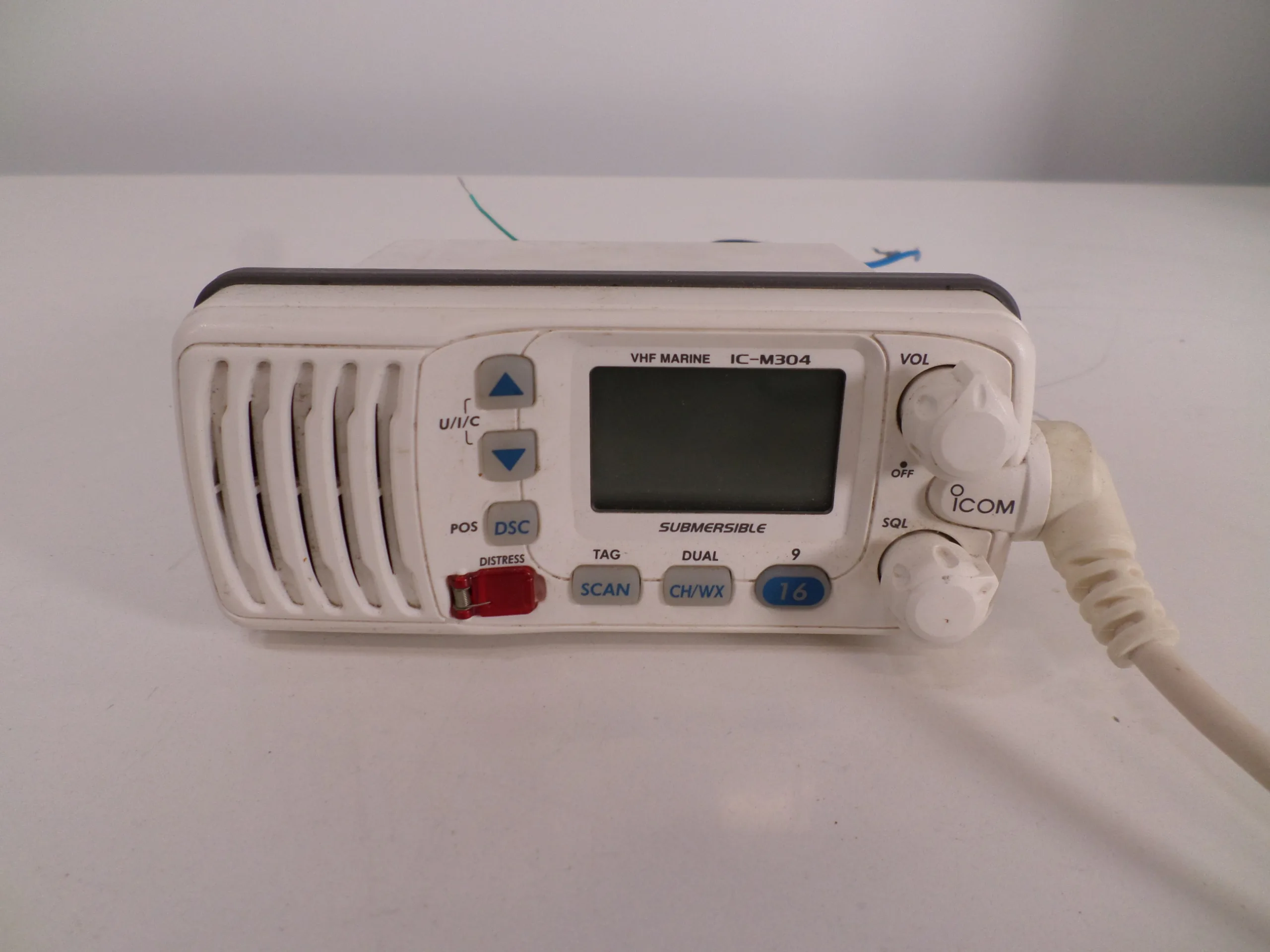 Icom IC-M304 Compact Marine DSC VHF Radio - Tested - Max Marine Electronics