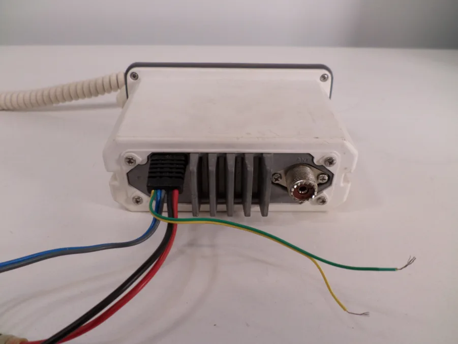 Icom IC-M304 Compact Marine DSC VHF Radio - Tested - Max Marine Electronics