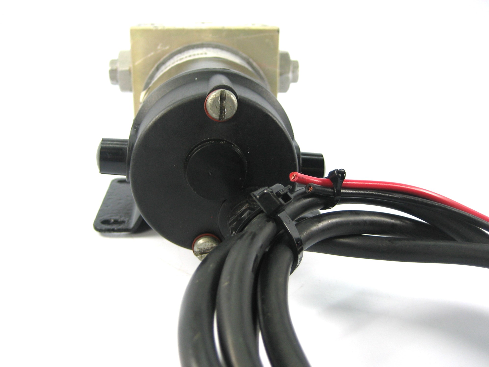 Simrad RPU160 Hydraulic Reversible Autopilot Pump - Max Marine Electronics