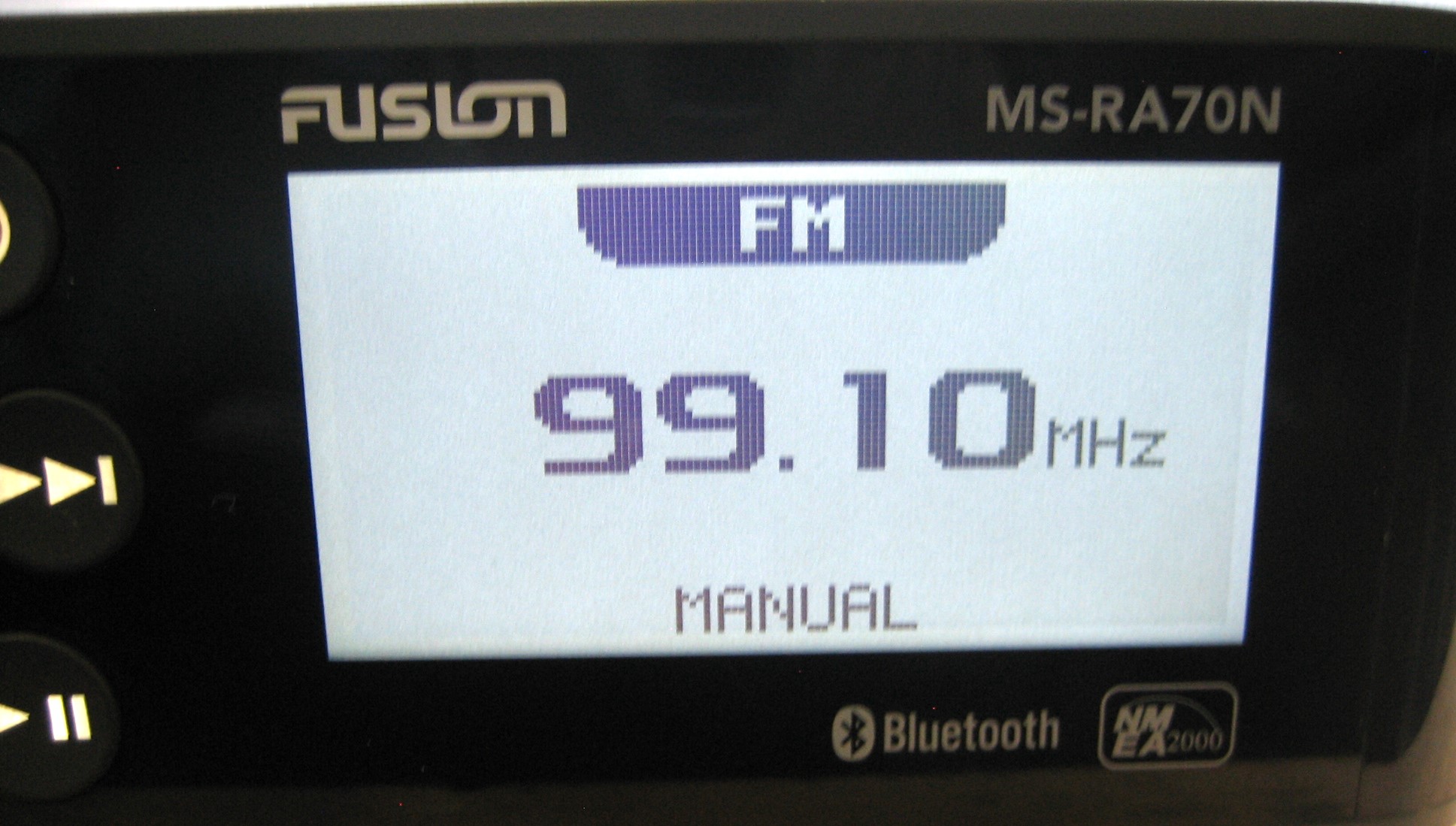 Fusion MS-RA70N 200W Marine Receiver AM FM BT & NMEA - Max Marine ...