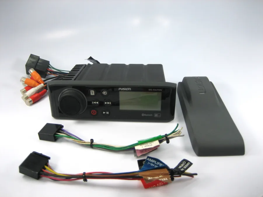 Fusion MS-RA70N 200W Marine Receiver AM FM BT & NMEA - Max Marine ...